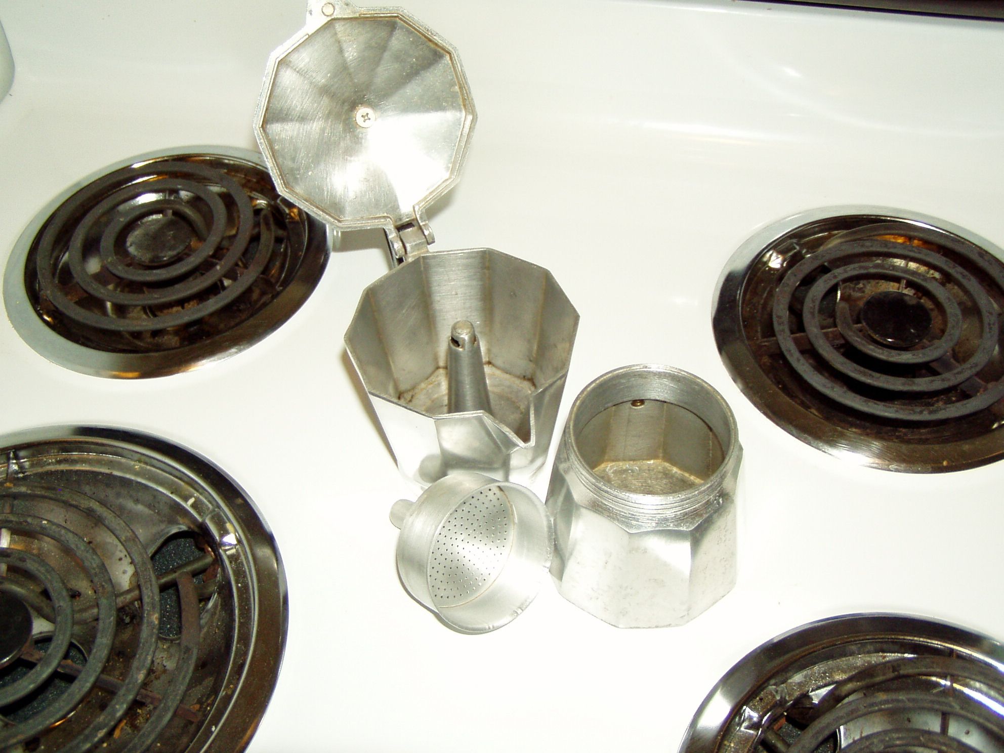 Making Cuban Coffee : 6 Steps (with Pictures) - Instructables