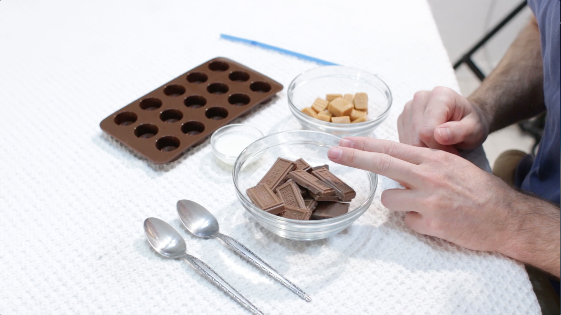 How to Make Rolos - Easy! : 8 Steps (with Pictures) - Instructables