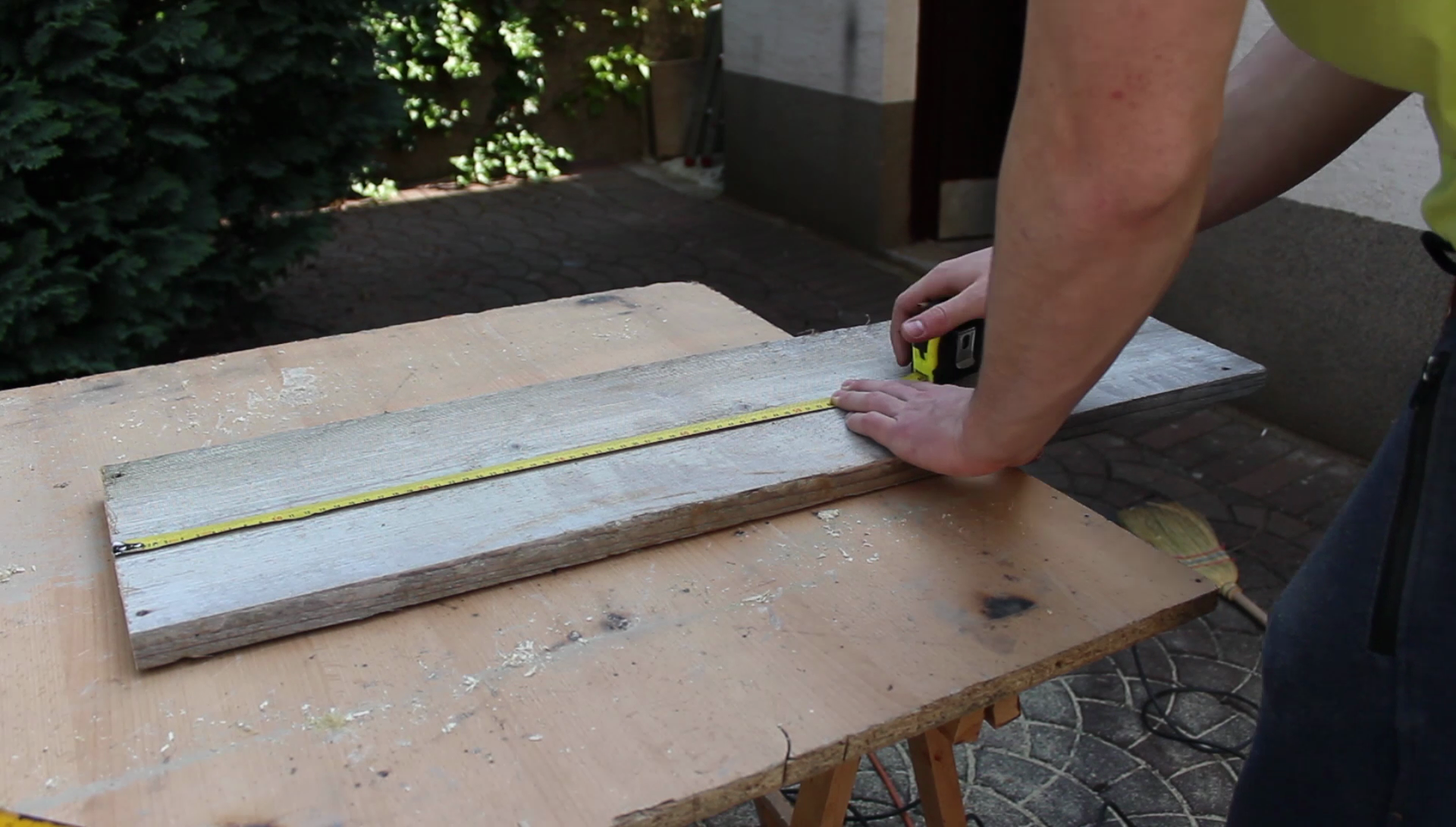 Make a Human Table : 5 Steps (with Pictures) - Instructables