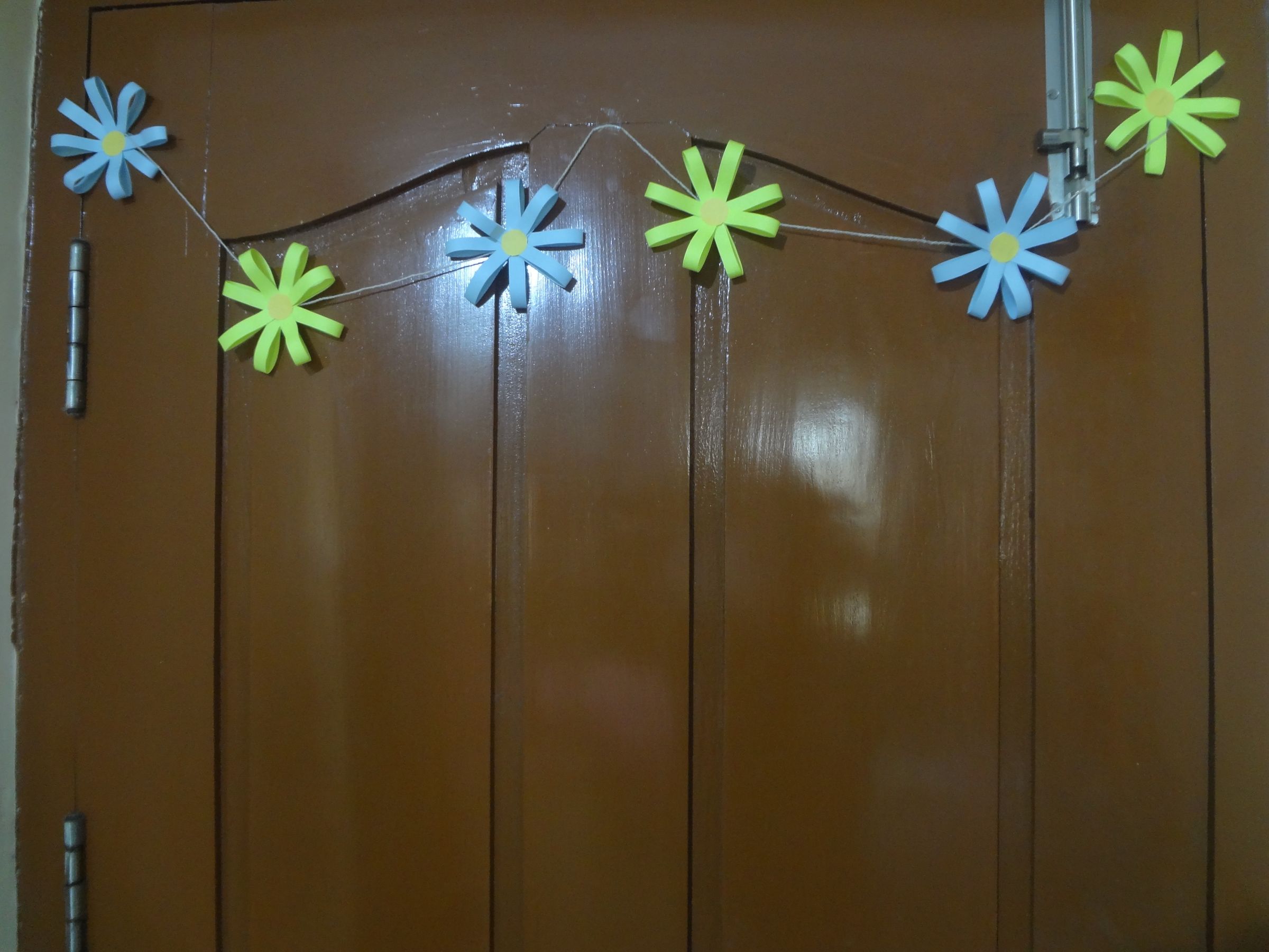 Flower Garland : 3 Steps - Instructables