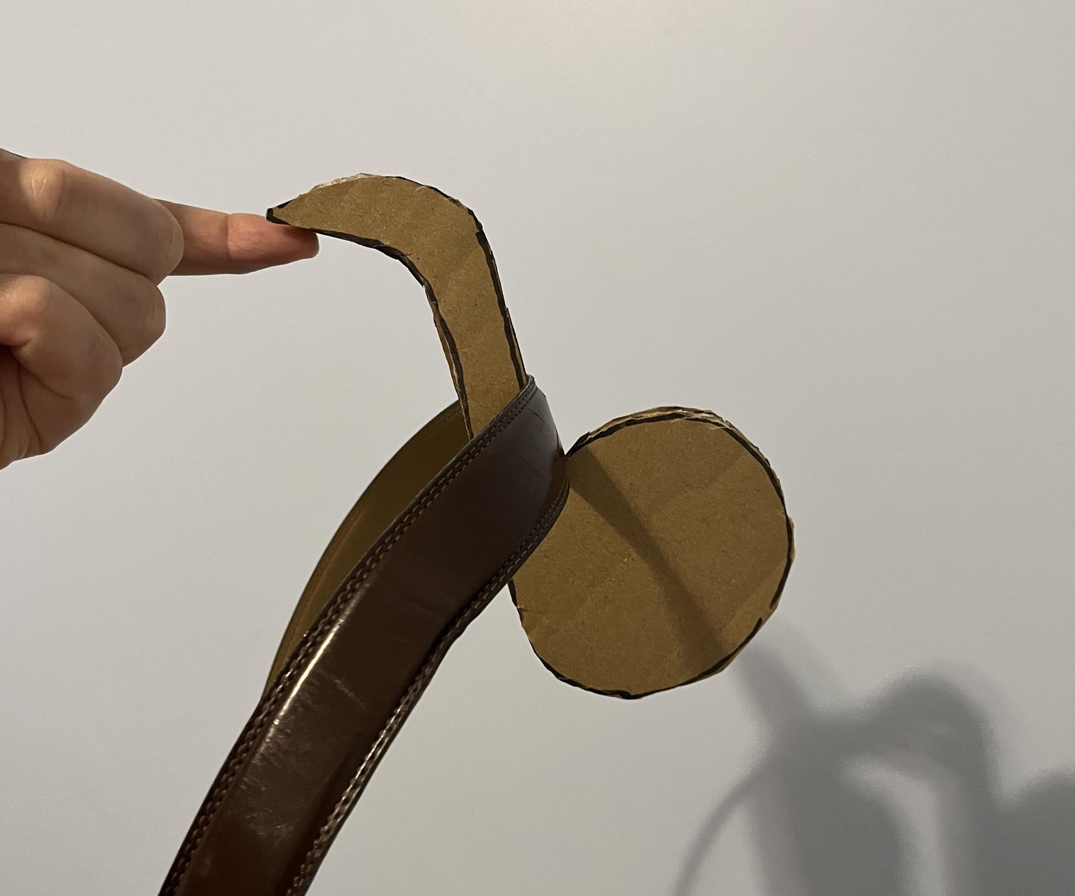 Gravity Defying Music Note : 4 Steps - Instructables