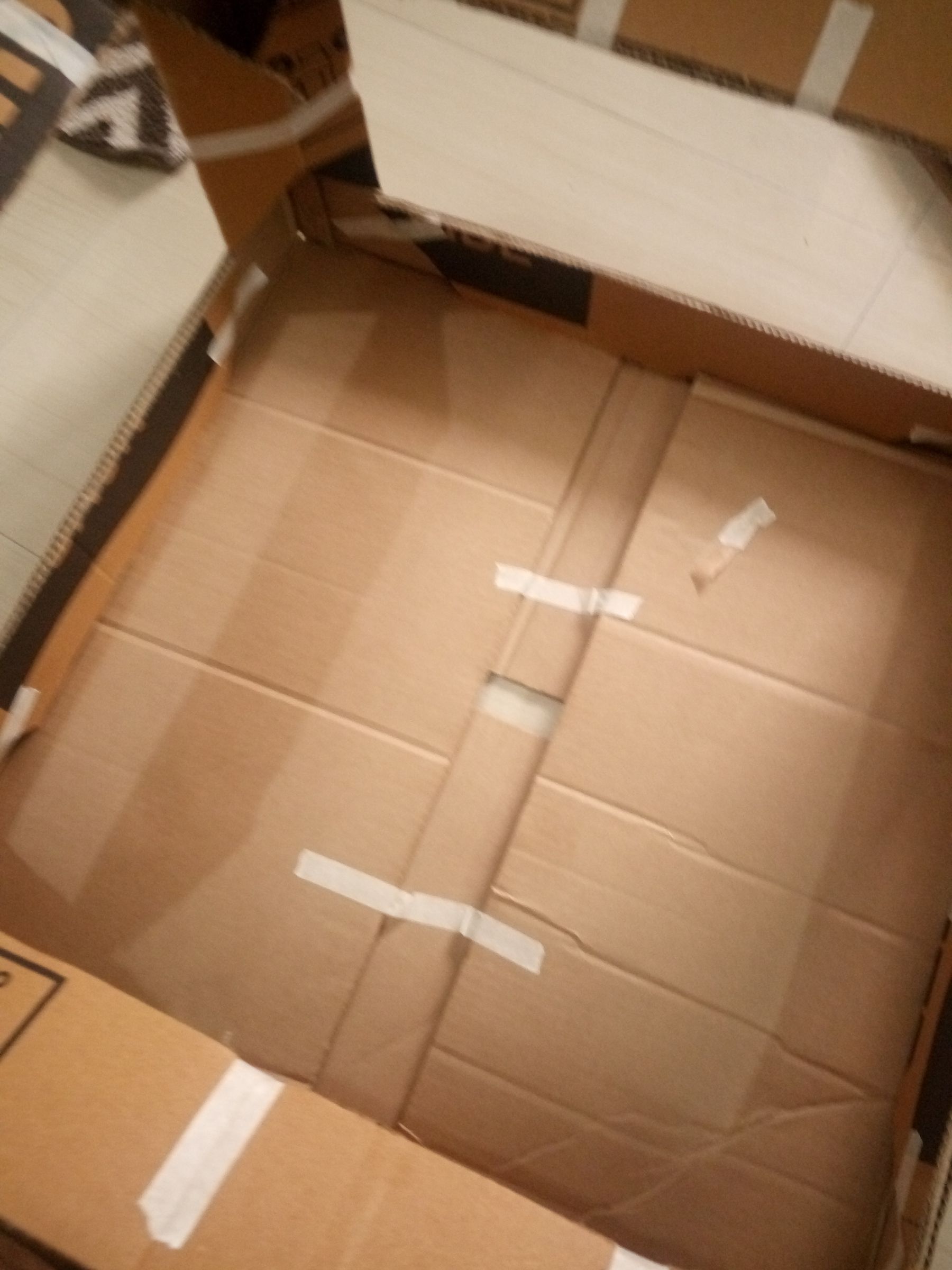 Cardboard Side Table : 4 Steps (with Pictures) - Instructables