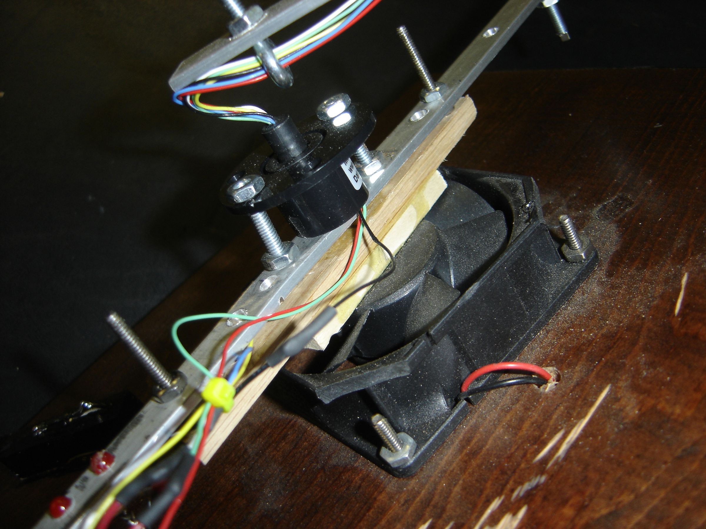 POV Clock & Message Display W/RTC and PS/2 Keyboard : 7 Steps - Instructables