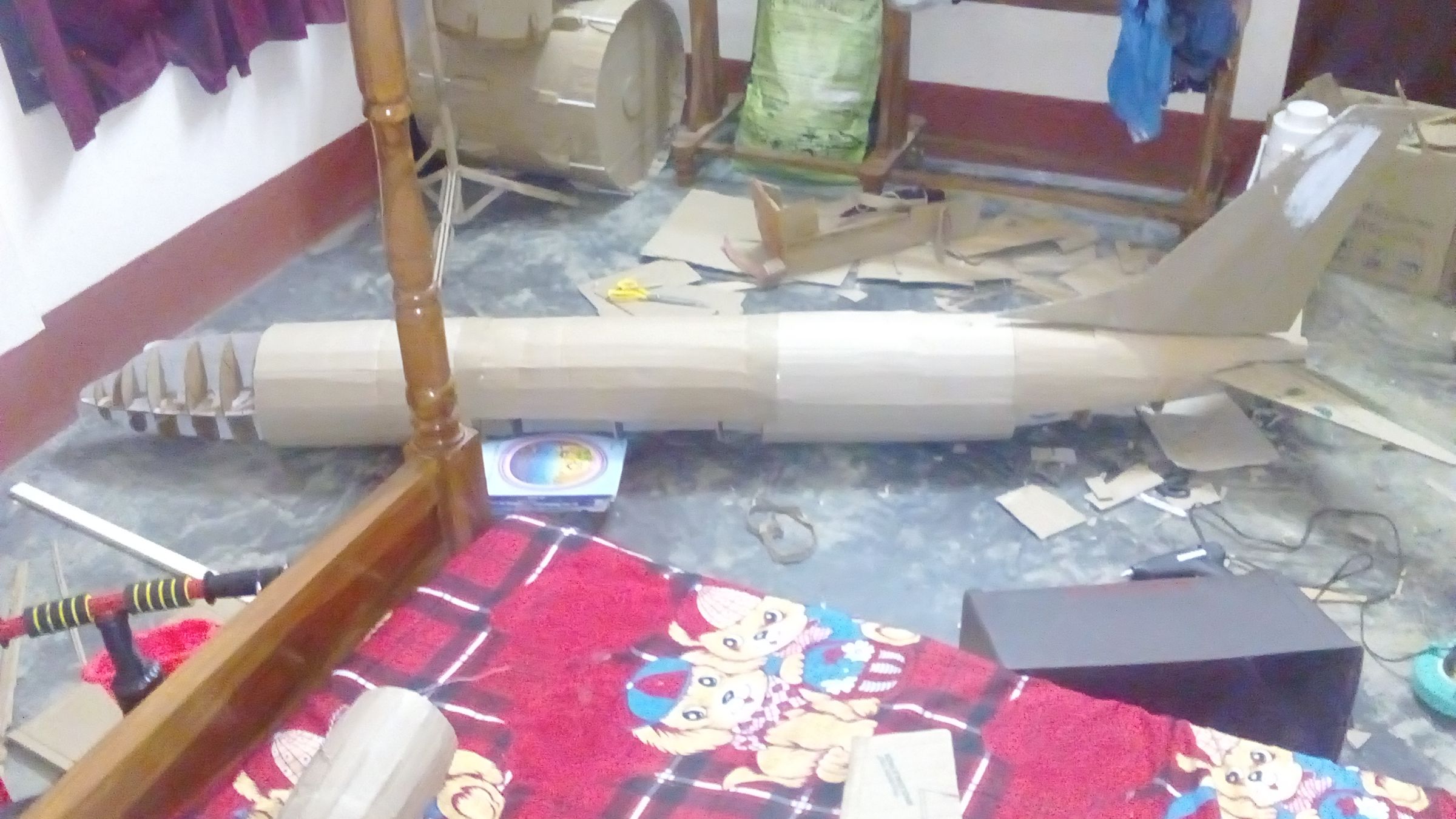 Boeing 737-800 Build Out of CARDBOARD : 9 Steps (with Pictures ...