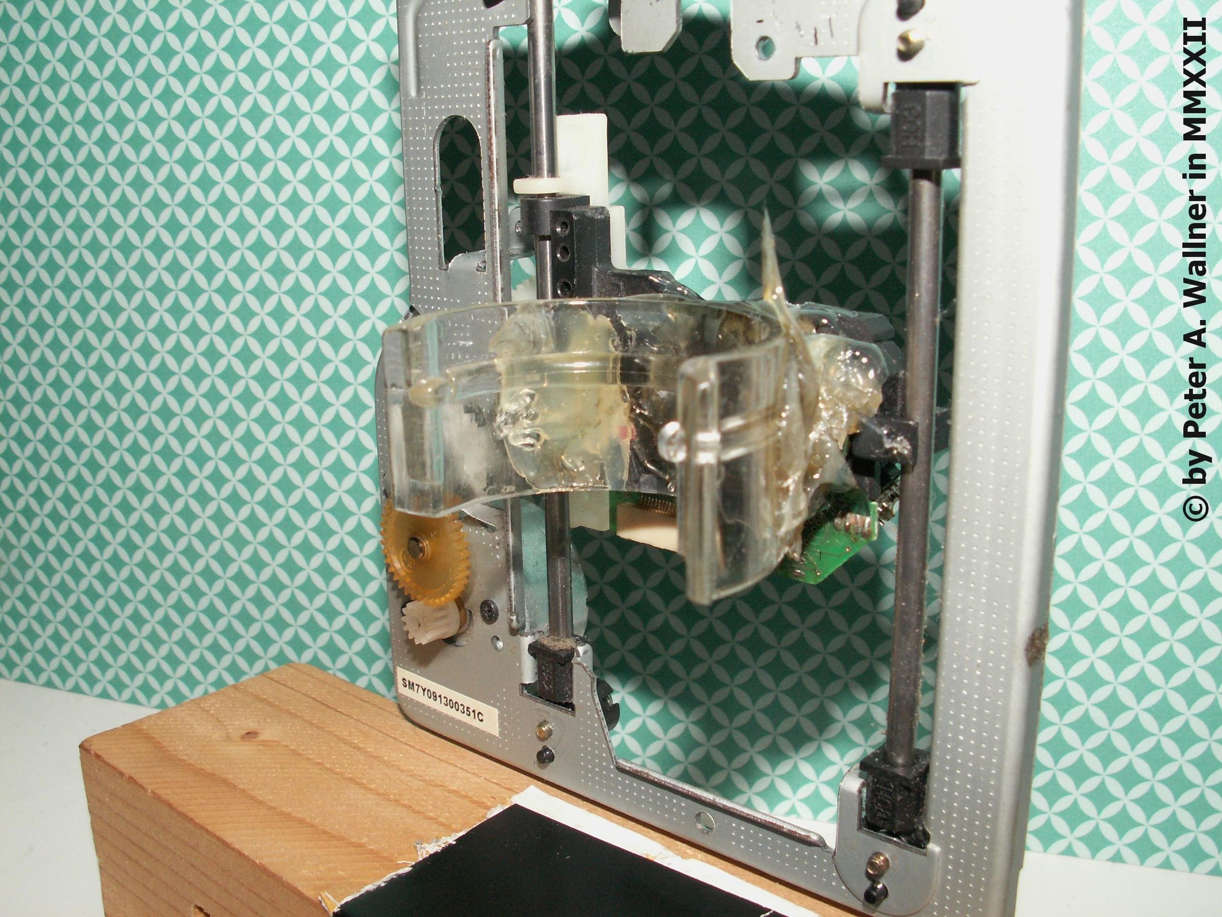 Stable Holder for a Digital Microscope With 4! Focus Levels - Instructables