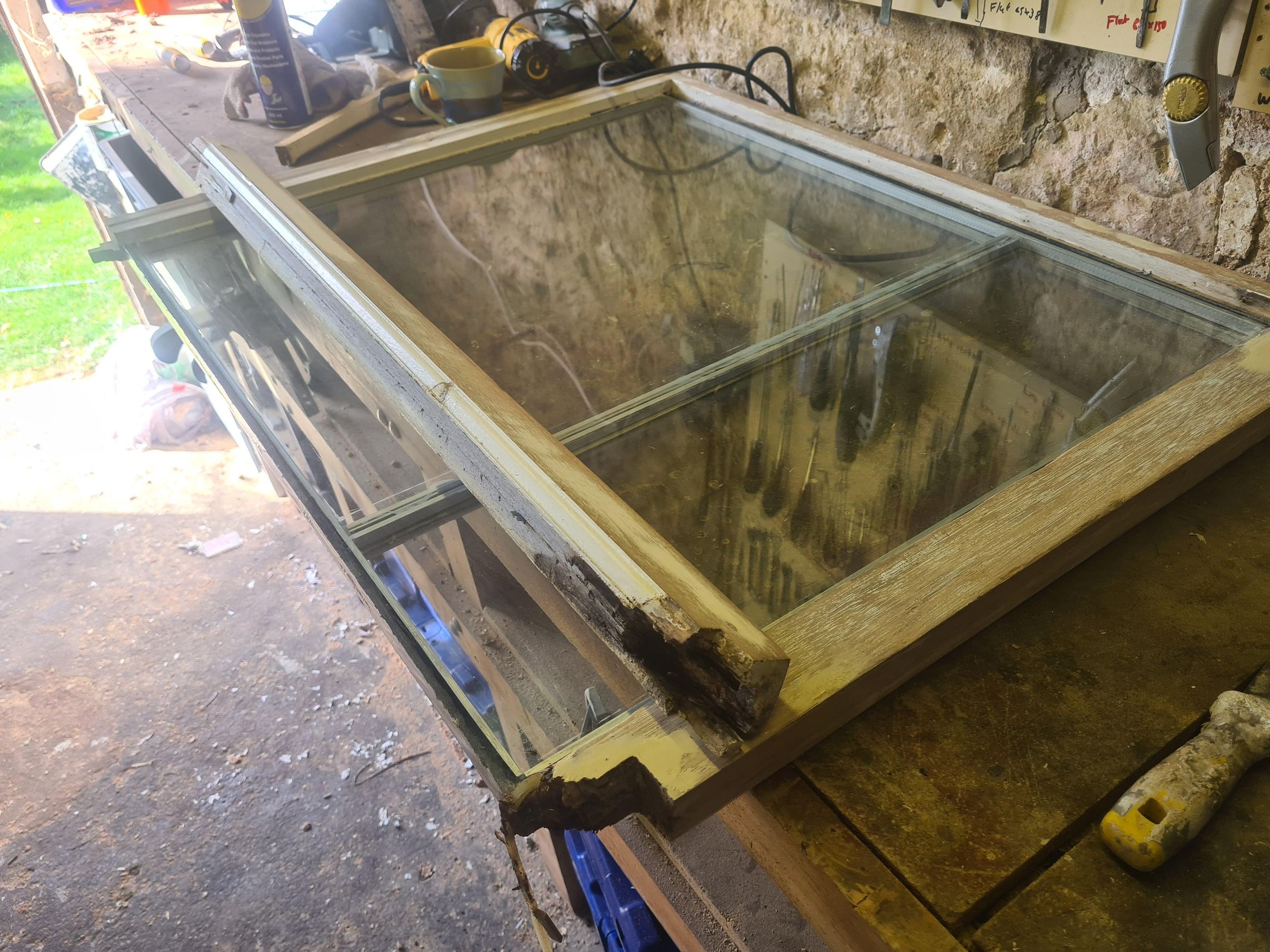 Restoring a Wooden Sash Window : 12 Steps (with Pictures) - Instructables
