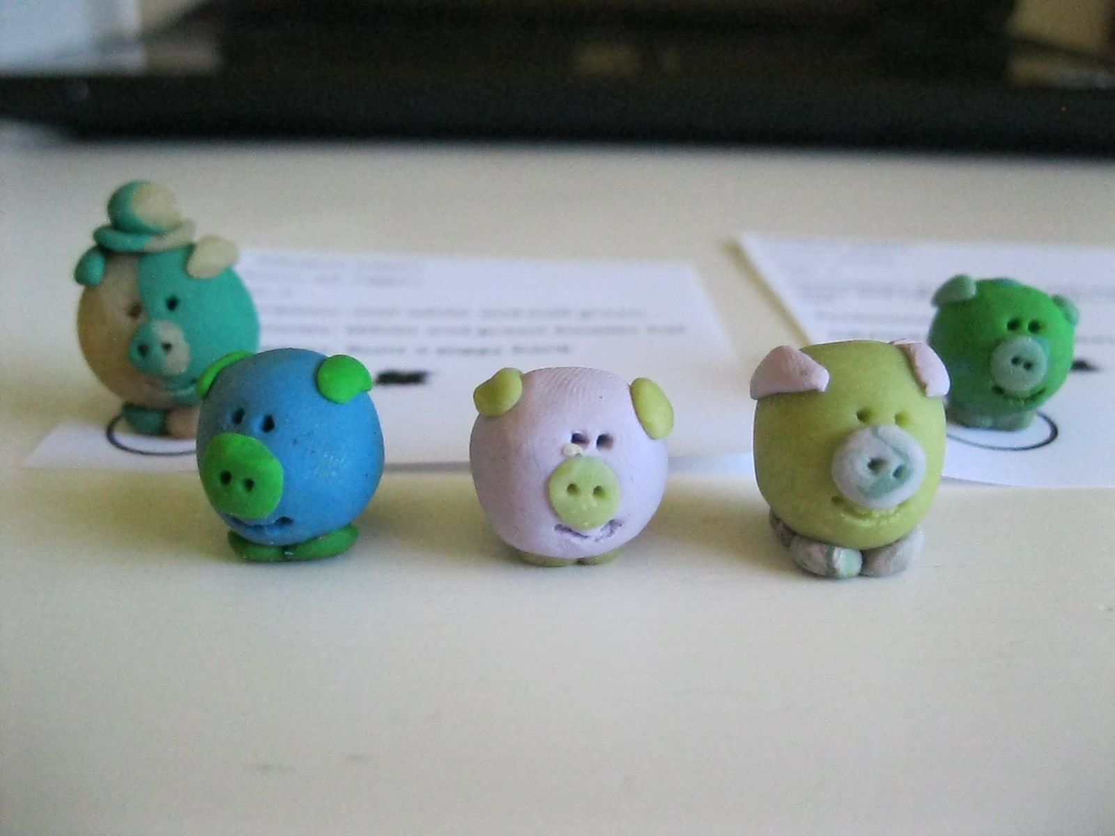 Modelling Clay Pigs : 8 Steps - Instructables