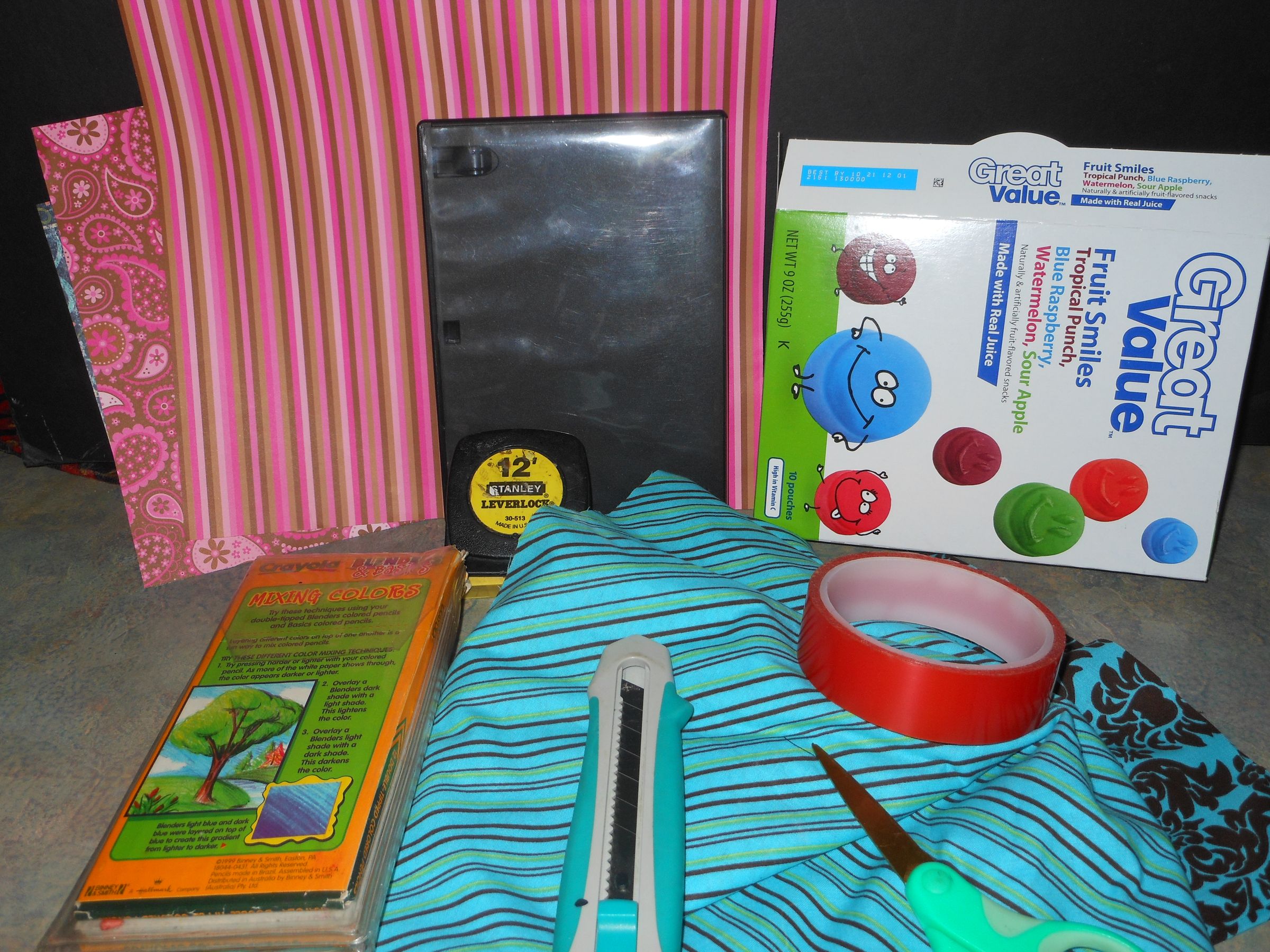How to Make an Art Kit From a DVD Case : 18 Steps (with Pictures ...