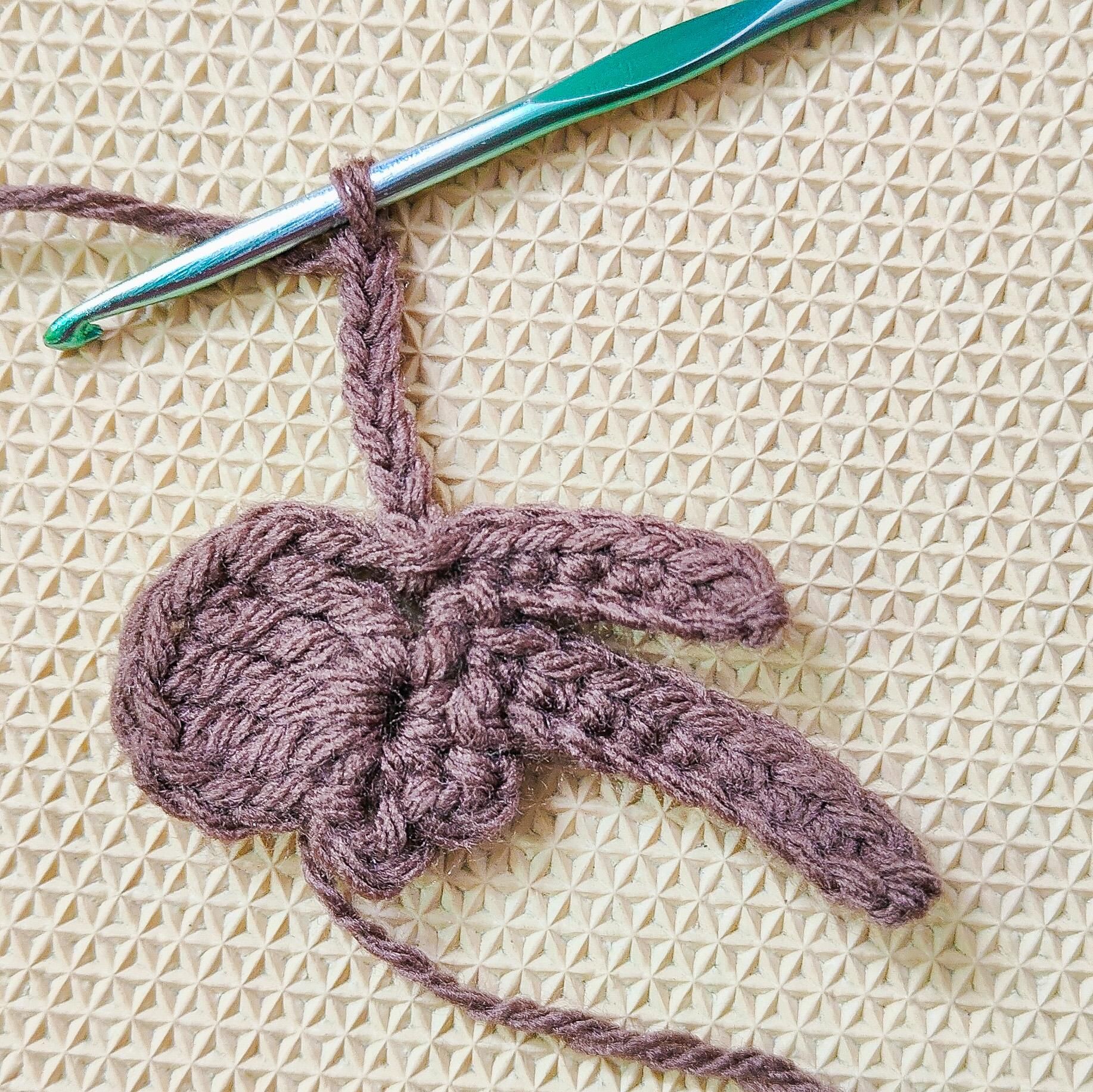 Easy Crochet Spider Applique Halloween Pattern : 4 Steps (with Pictures ...