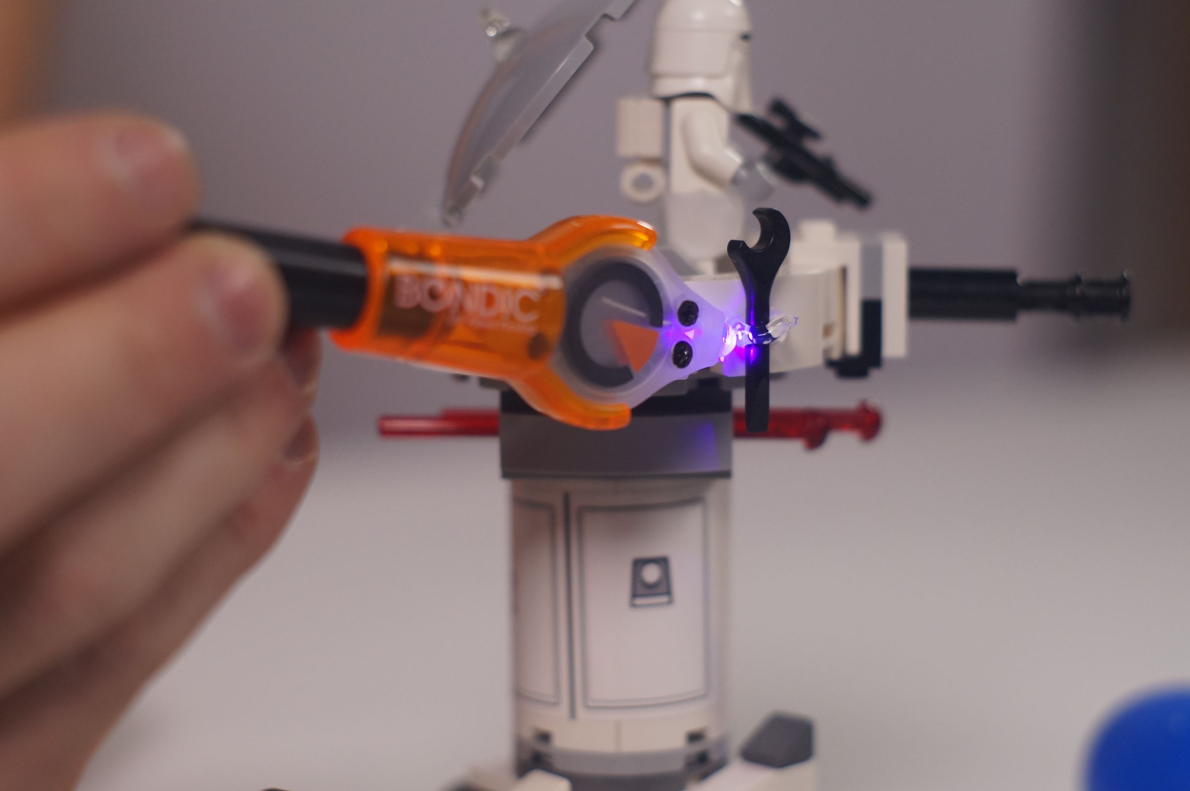 Bondic How-To - Customize Your LEGO Creations : 4 Steps - Instructables
