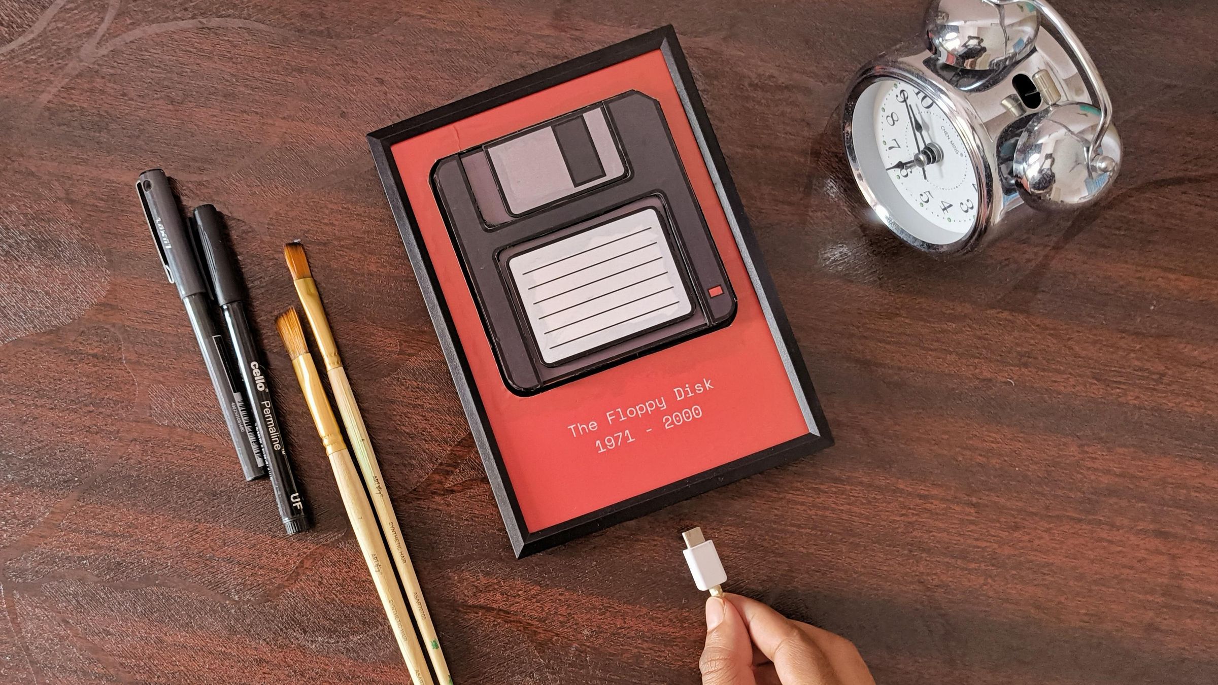 A Beautiful Retro Floppy Disk Picture Frame With a Secret Auto-save Feature! : 14 Steps (with ...