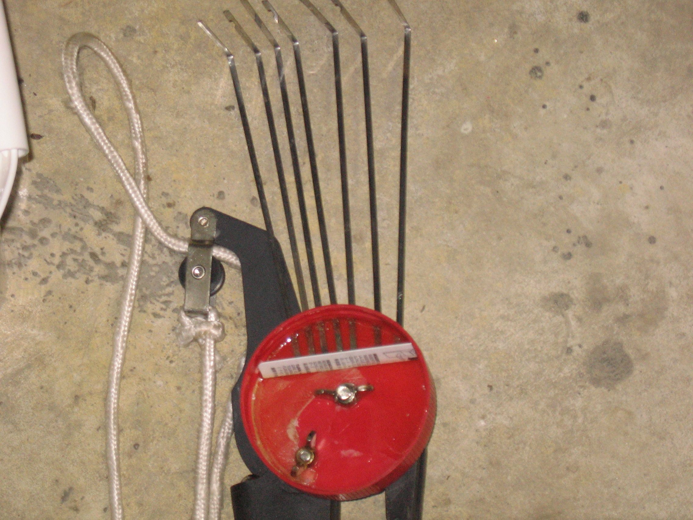 Pole Saw to Gutter Rake Conversion : 9 Steps (with Pictures ...