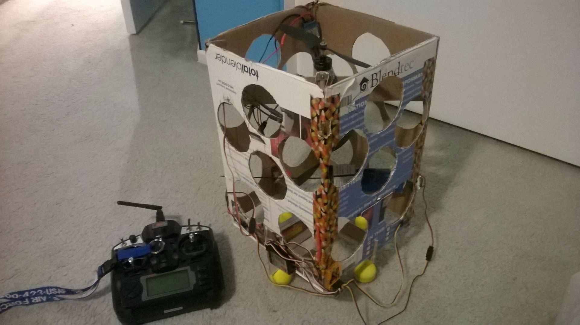 The Flying Gyro Stabilized VTOL Cardboard Box : 6 Steps (with Pictures ...