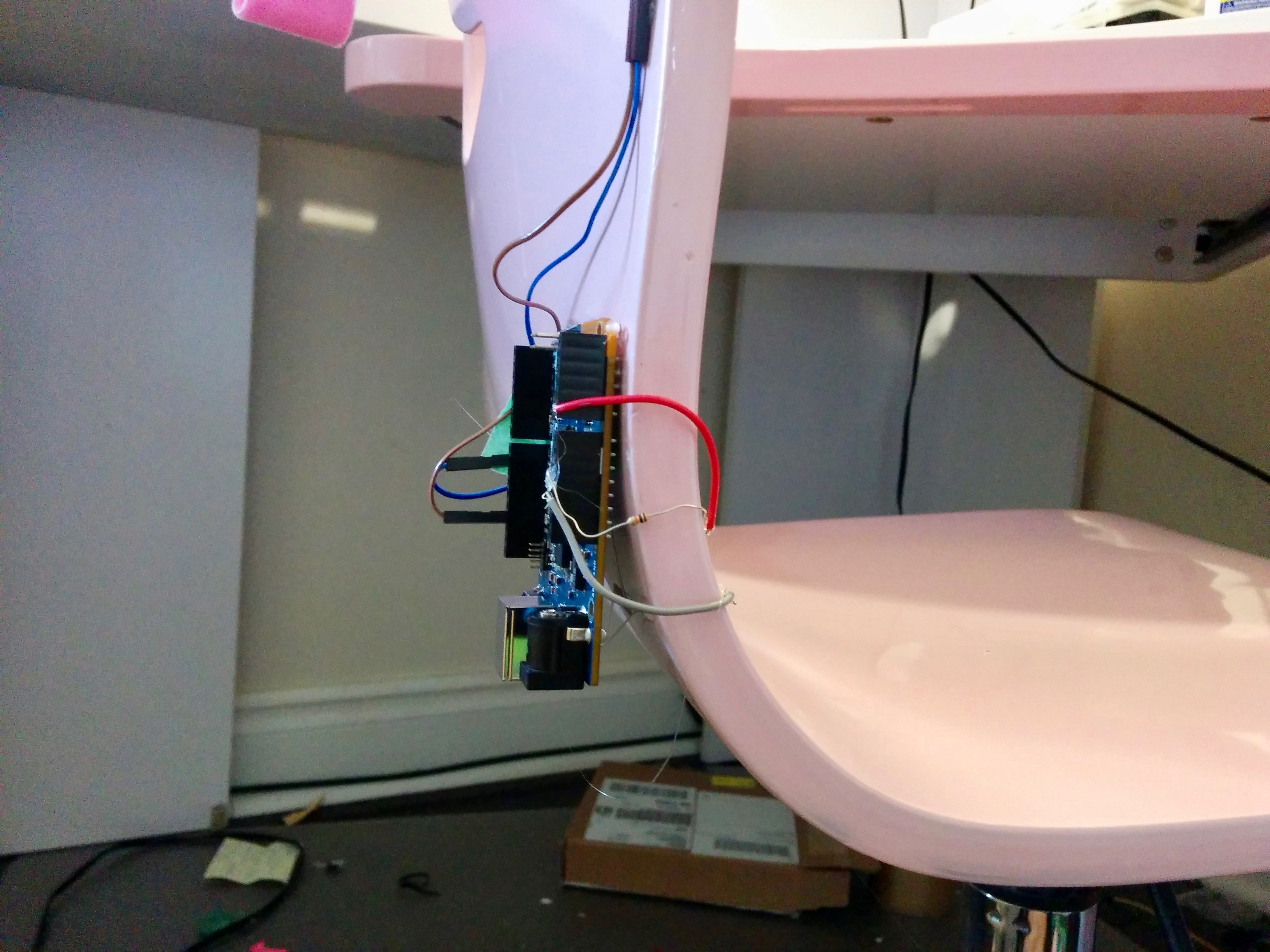 'Time to Get Out of Your Chair' Alarm : 6 Steps (with Pictures ...