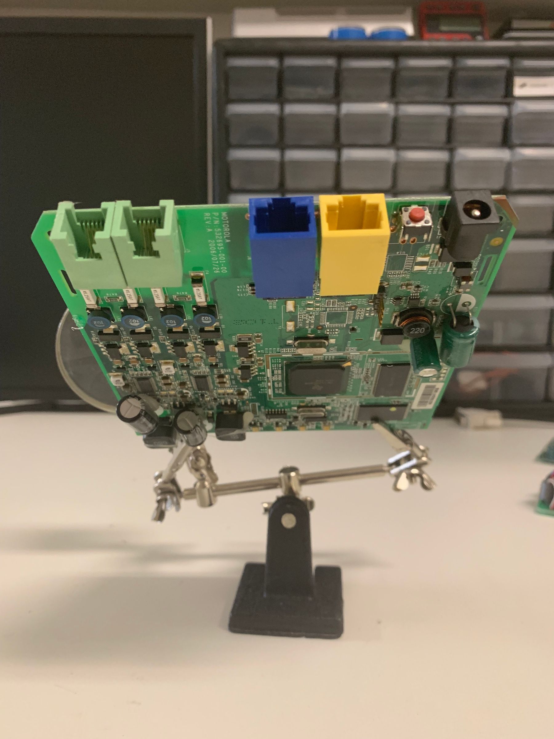 How to Safely Desolder Electronic Components for Reuse : 9 Steps (with Pictures) - Instructables