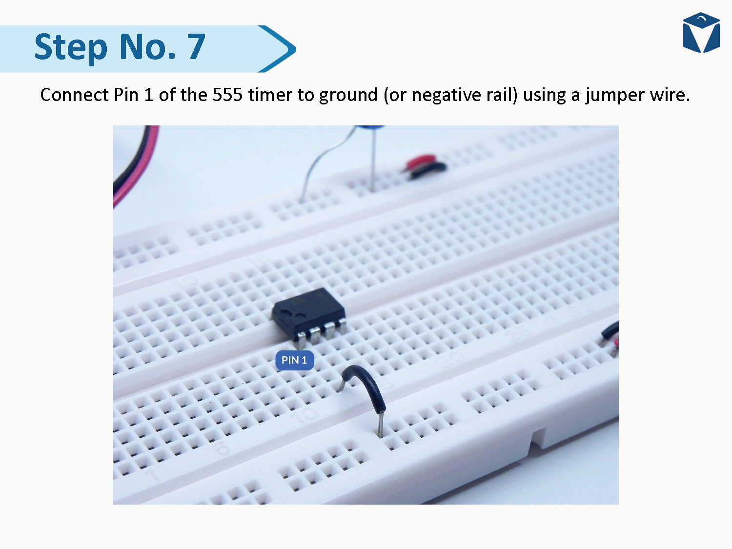 Astable Multivibrator (Oscillator) Using a 555 Timer IC : 43 Steps - Instructables
