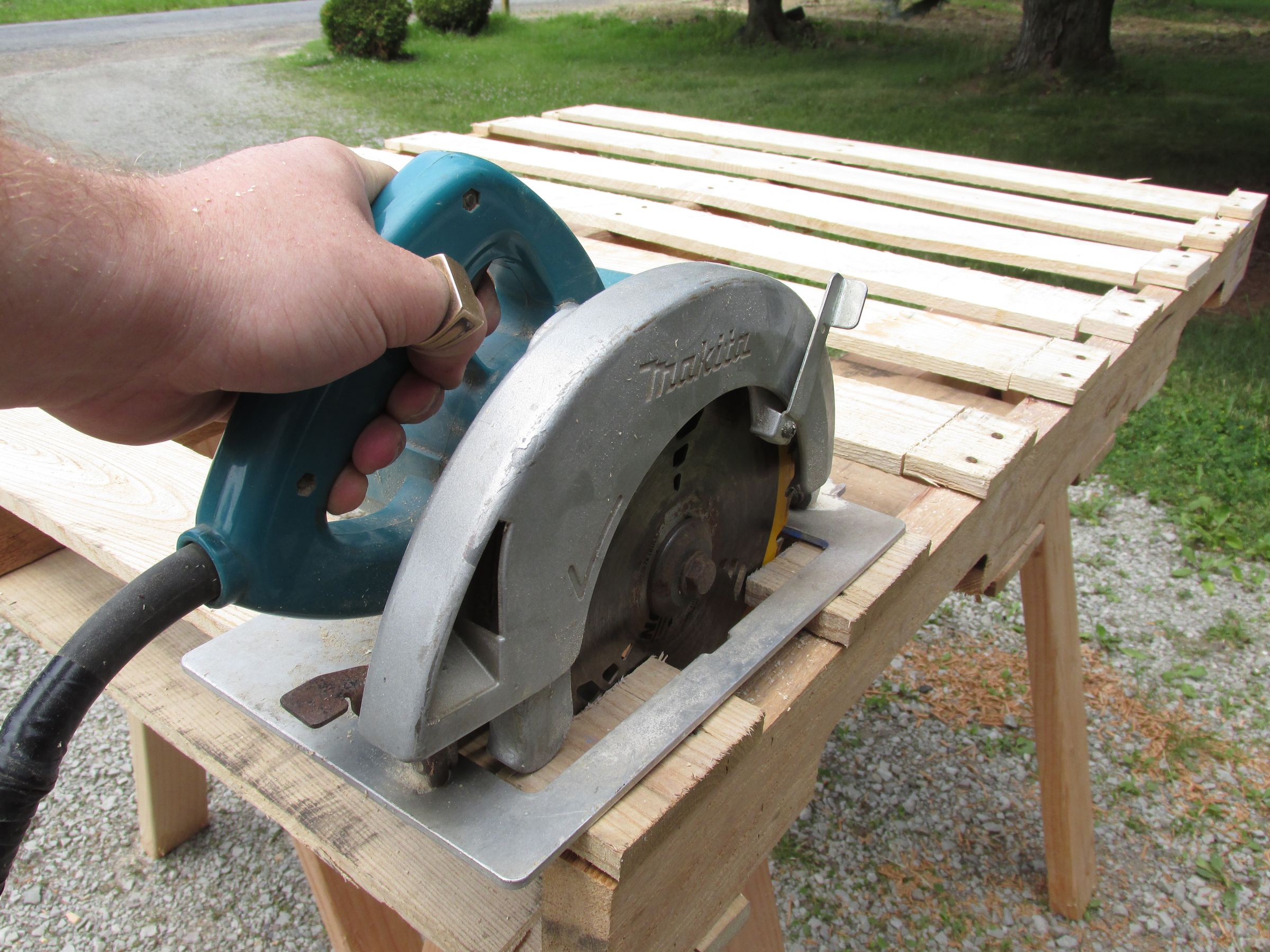 Sand Digger: Made From Recycled Pallets : 15 Steps (with Pictures ...