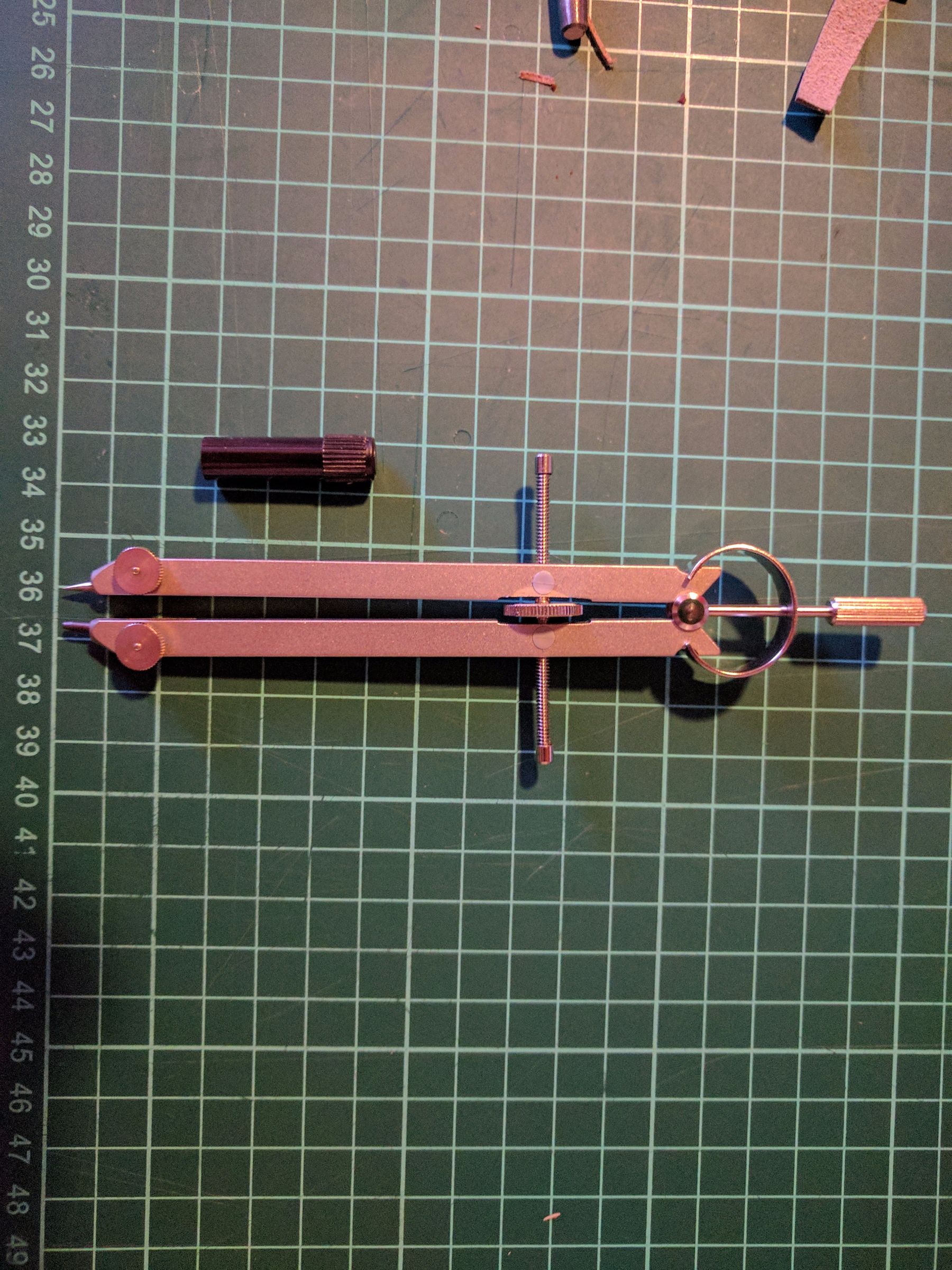 Leather Compass Case : 9 Steps (with Pictures) - Instructables