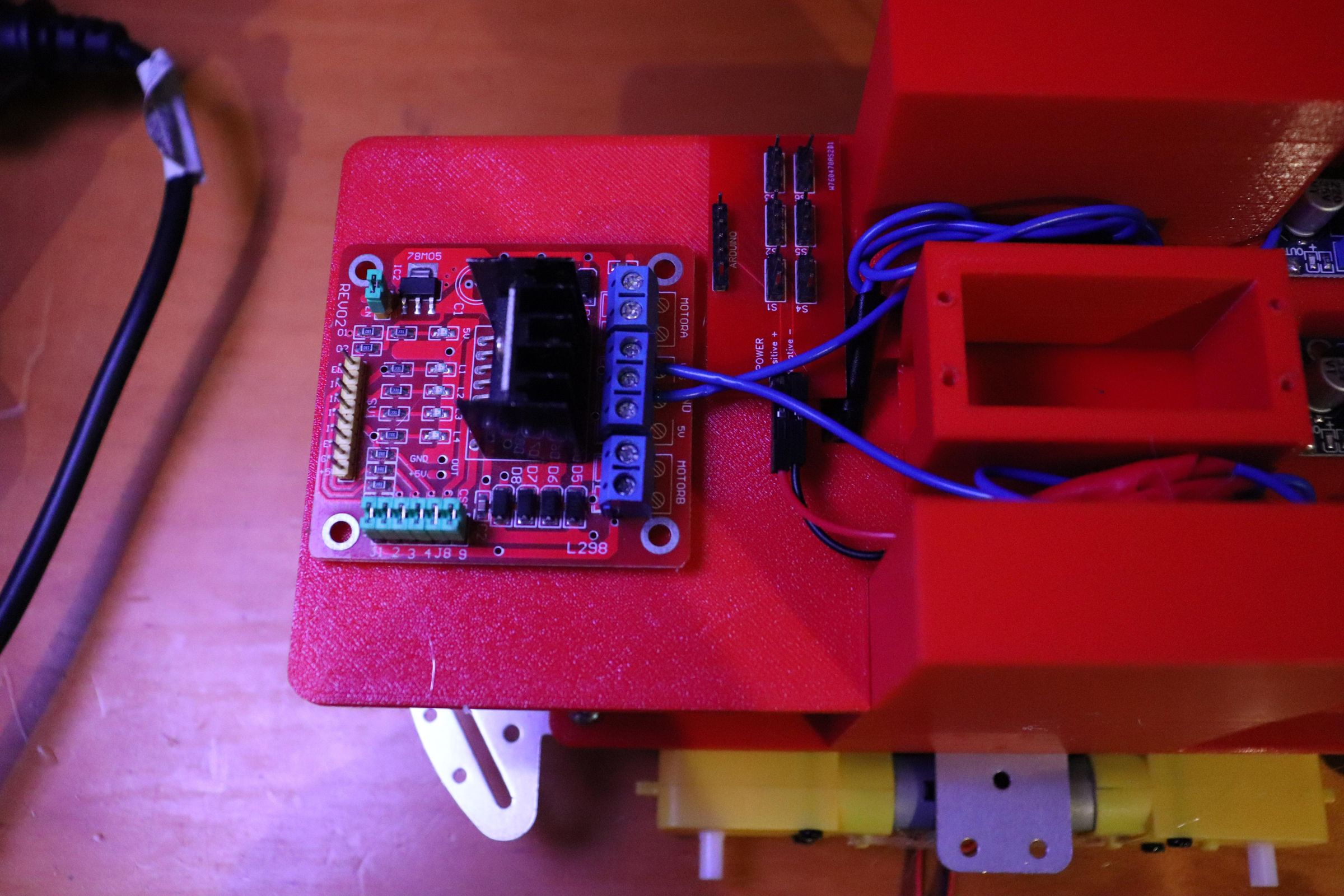 Bluetooth Controlled Claw Robot : 20 Steps (with Pictures) - Instructables