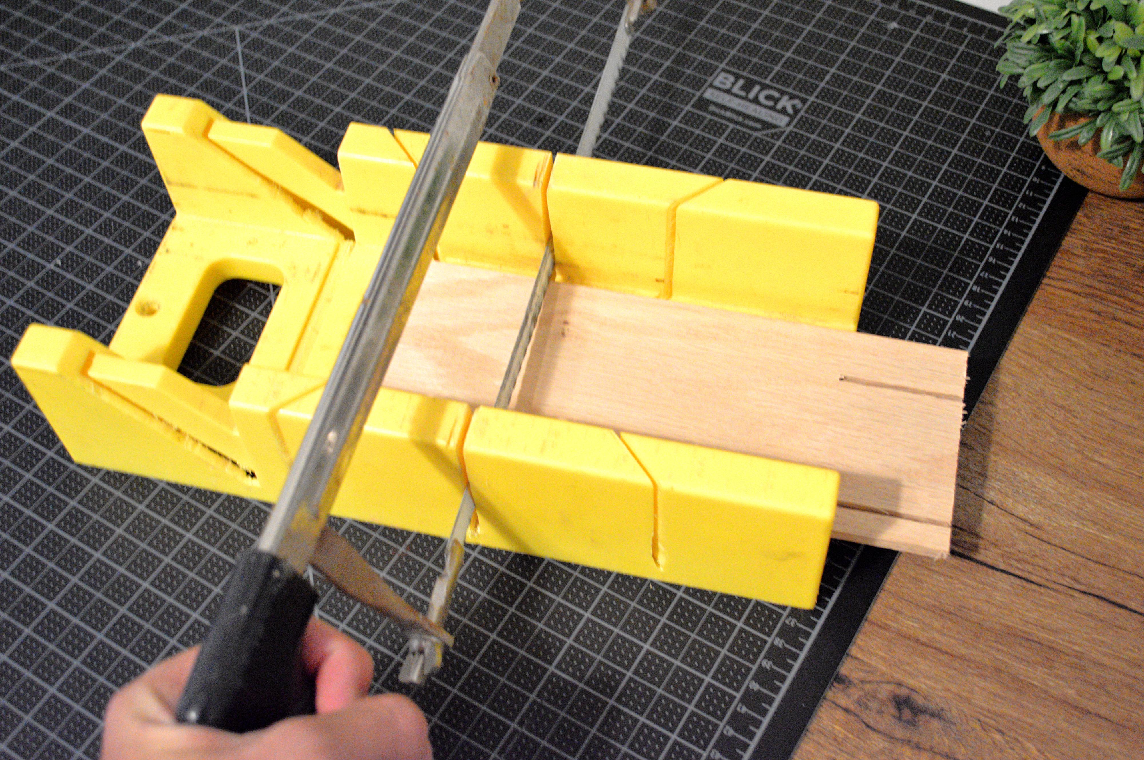 How to Make a Retro Mini-TV! : 15 Steps (with Pictures) - Instructables