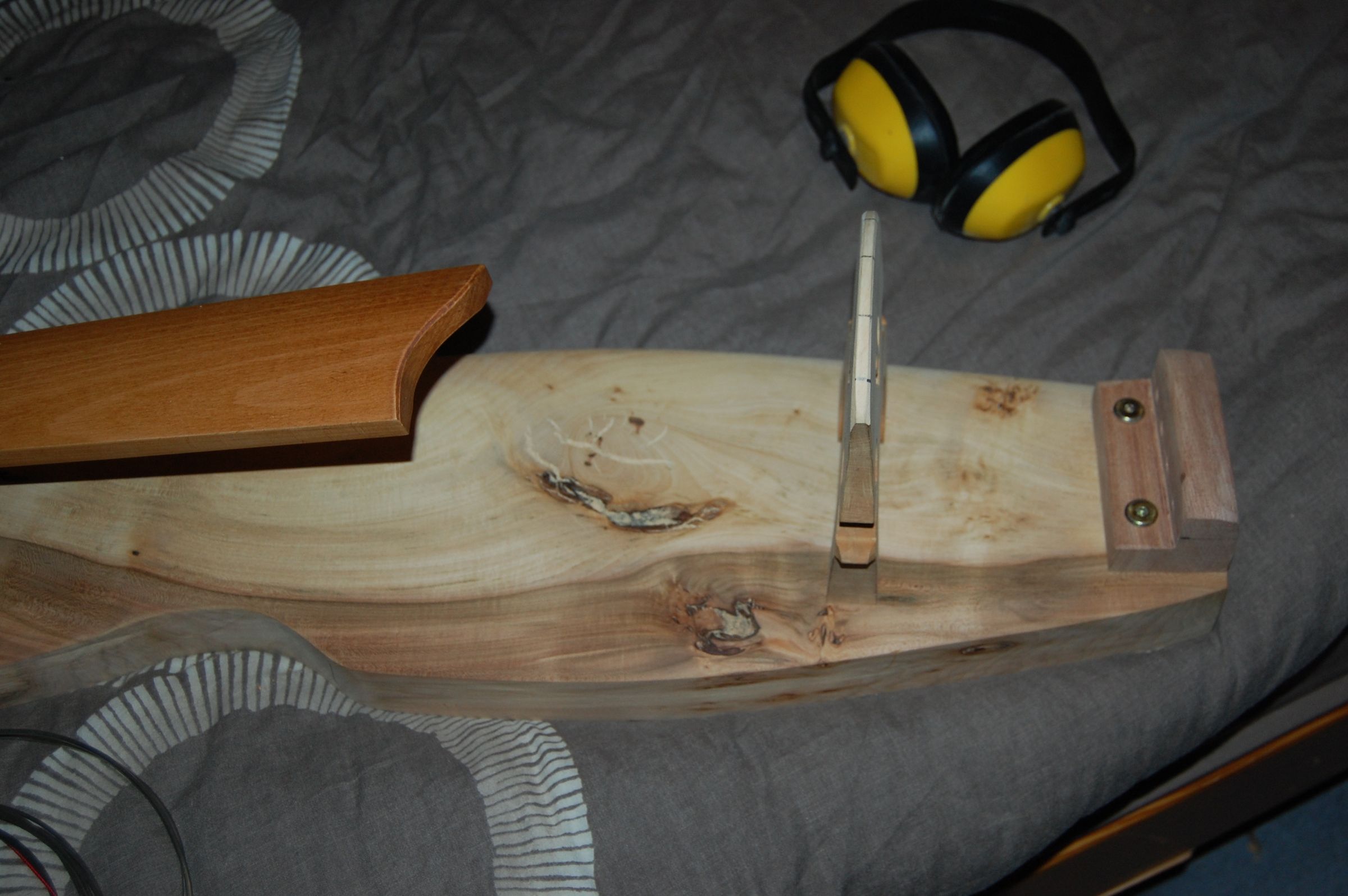 Electric Upright Bass : 7 Steps (with Pictures) - Instructables