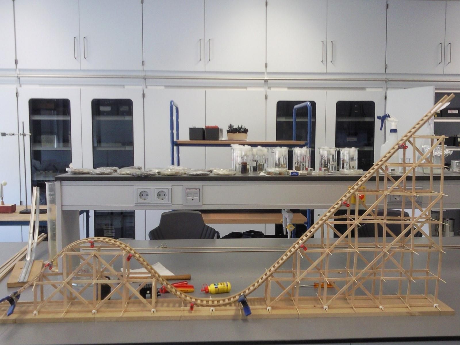 Wooden Roller Coaster Model (Engels/English) : 9 Steps (with Pictures ...
