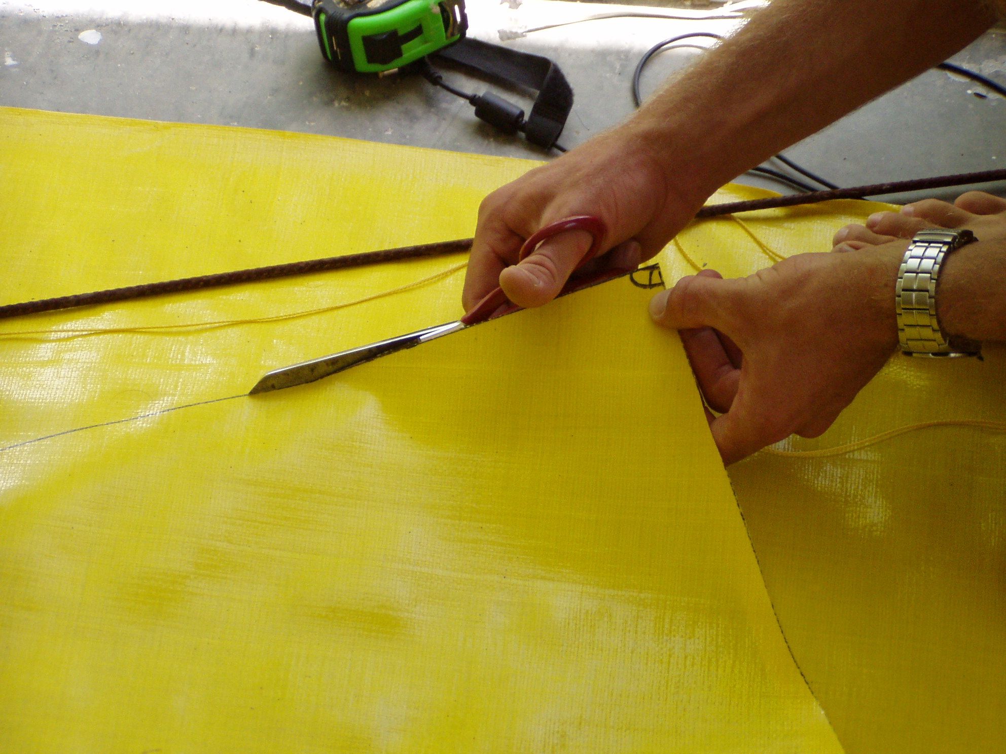 Polytarp Sailmaking - Crab Claw : 8 Steps - Instructables