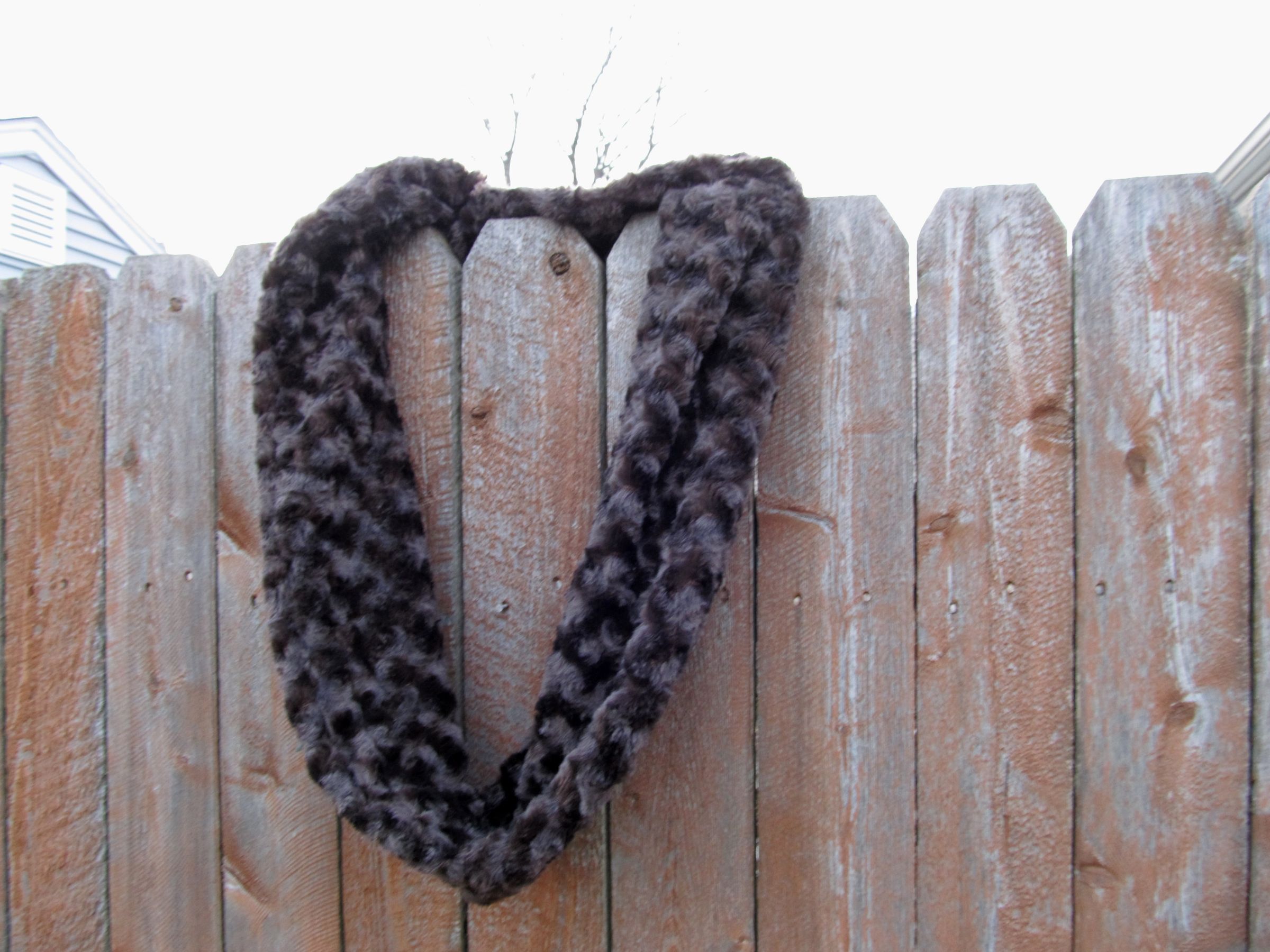 Faux Fur Infinity Scarf D.i.y. : 5 Steps (with Pictures) - Instructables