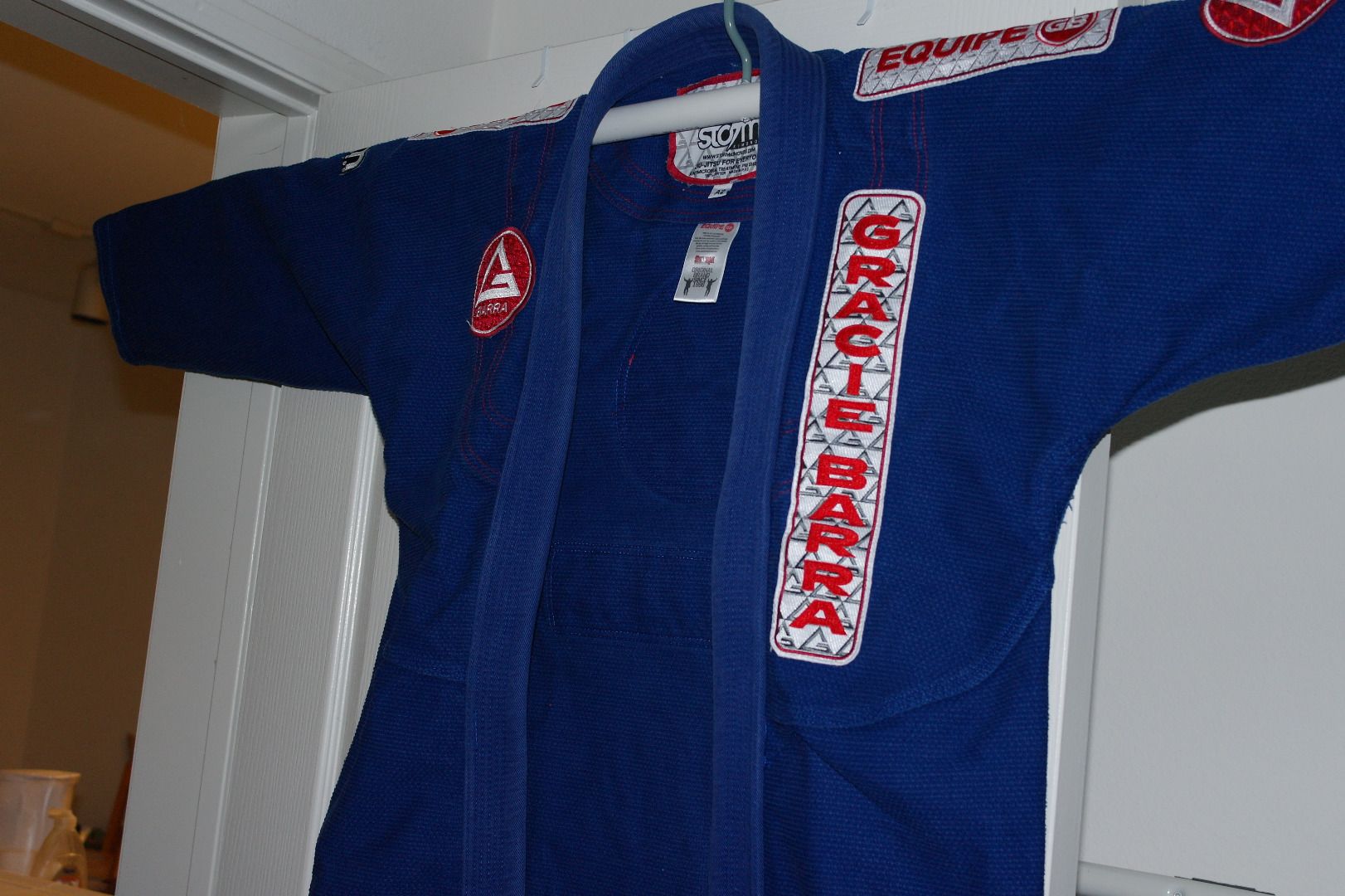 How to Make a Gi / Martial Arts Uniform Hanger : 5 Steps - Instructables