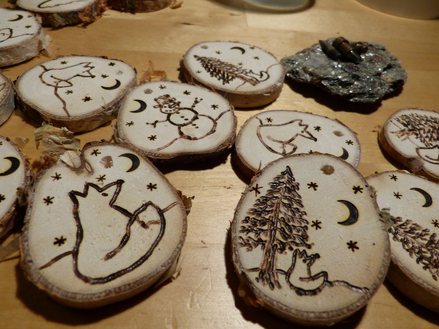 Easy Pyrography Ornaments : 8 Steps (with Pictures) - Instructables