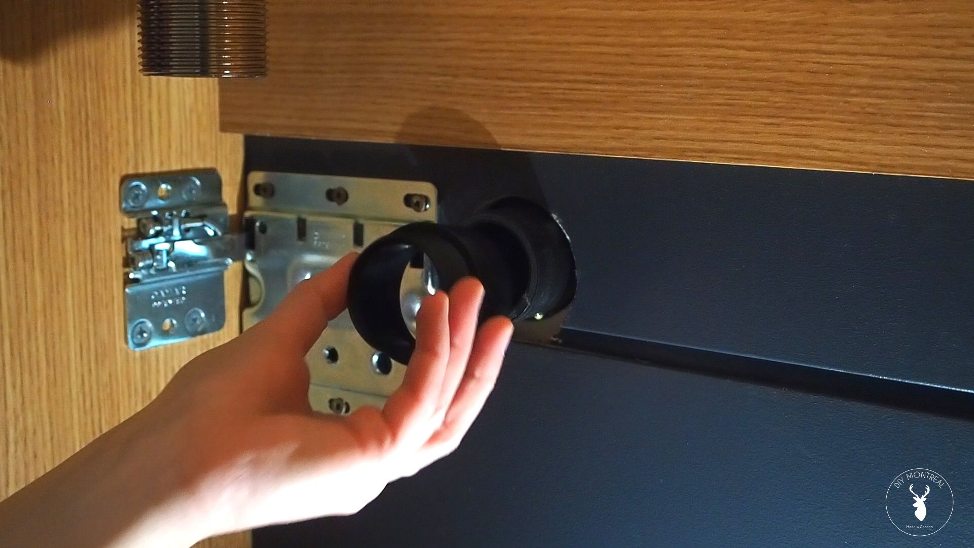 How to Install a Bathroom Sink Drain : 4 Steps (with Pictures ...