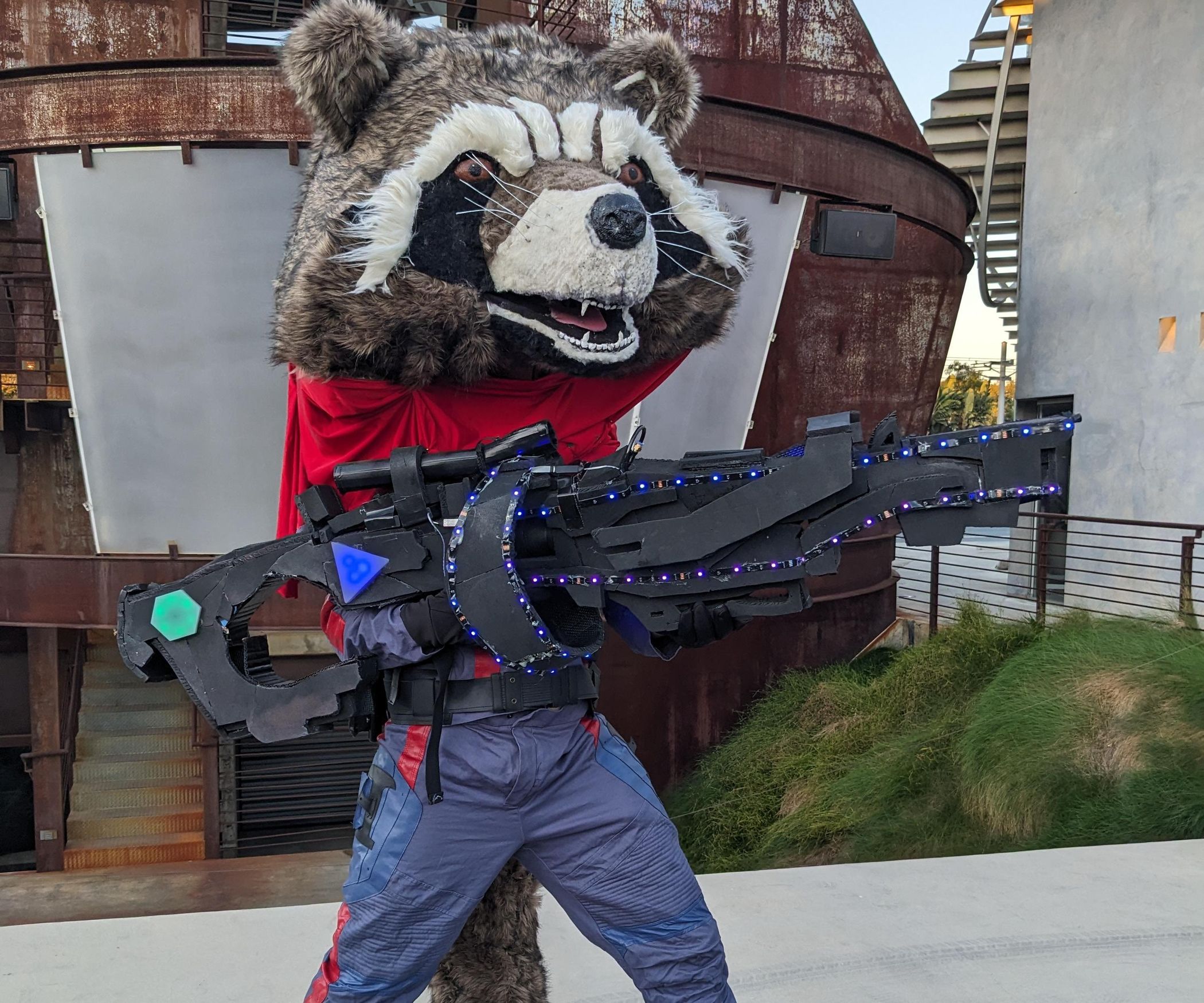 Rocket Raccoon - 7.5ft : 8 Steps (with Pictures) - Instructables