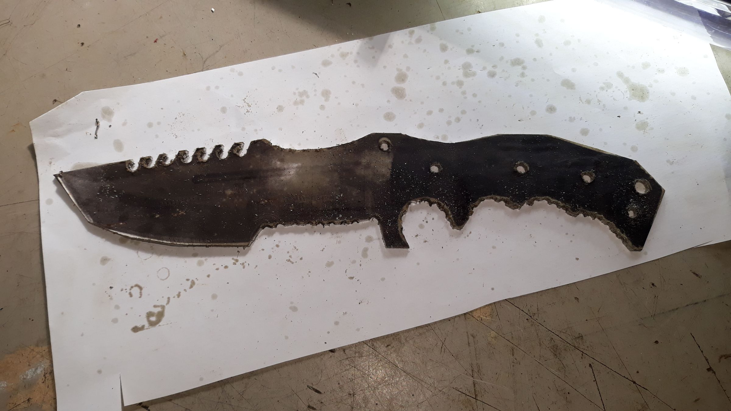 Combat Knife (Call of Duty) : 15 Steps - Instructables