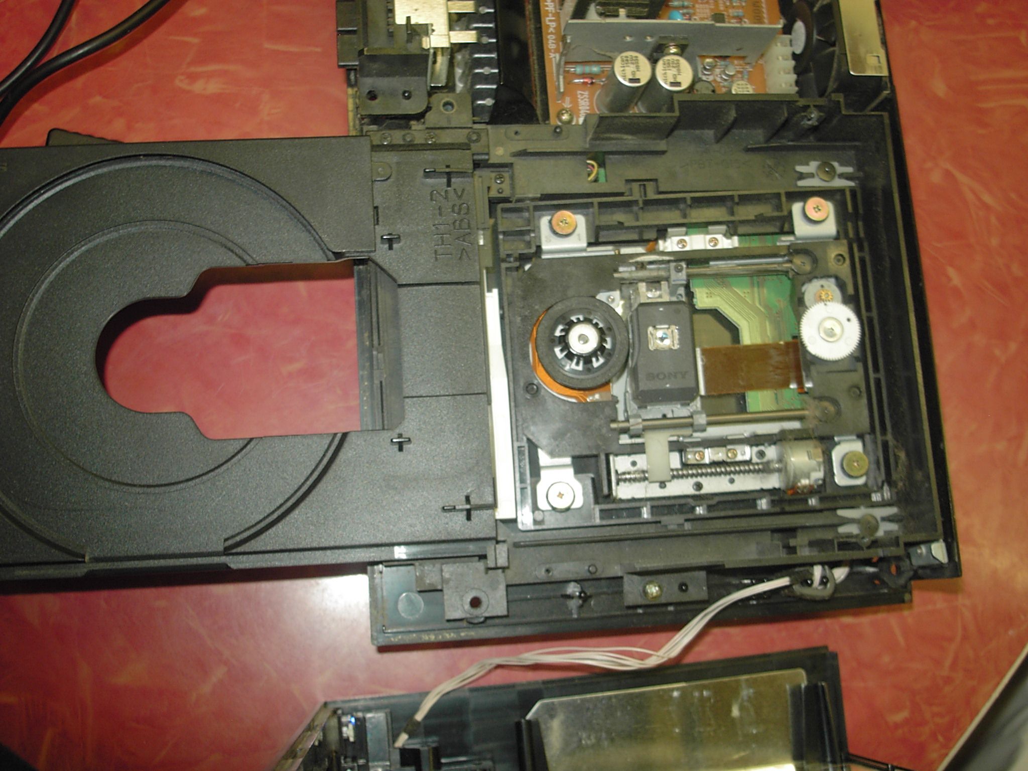 How to Fix the PS2 "Disk Read Error" : 5 Steps - Instructables