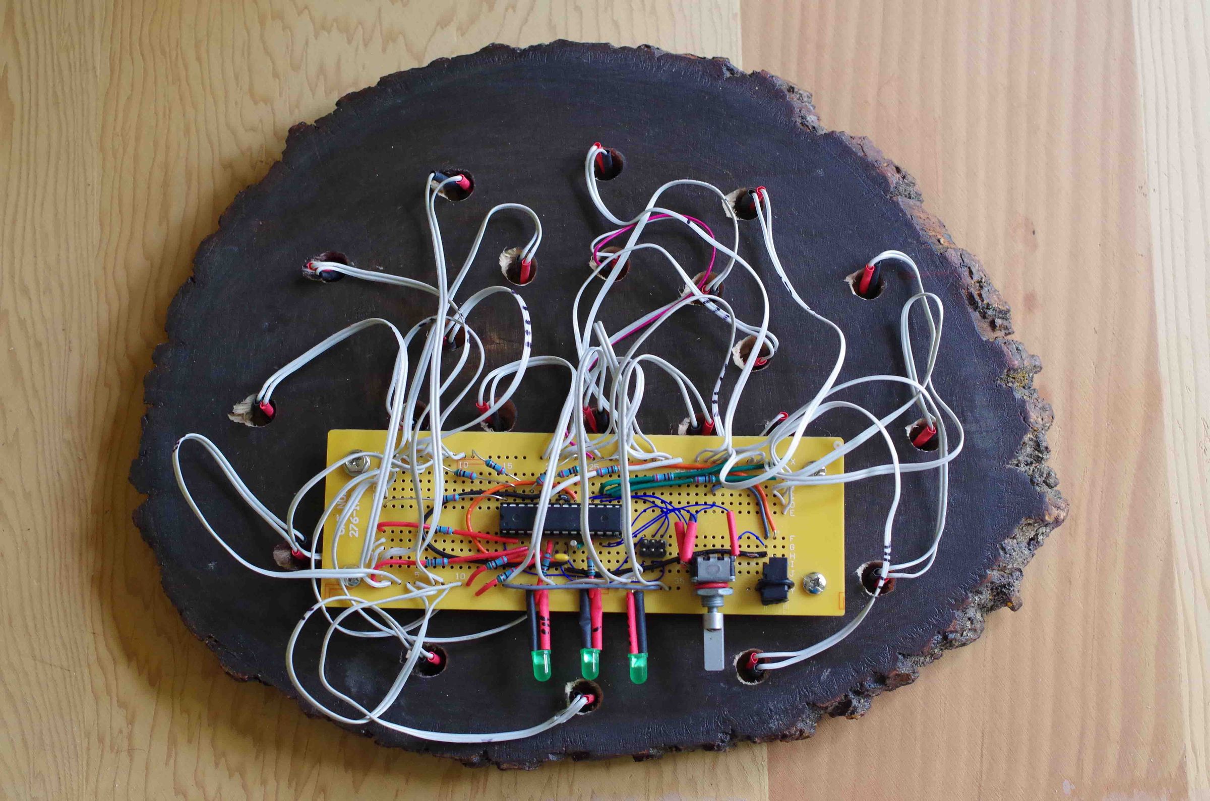 Wall Clock With Atmel Microcontroller : 7 Steps - Instructables