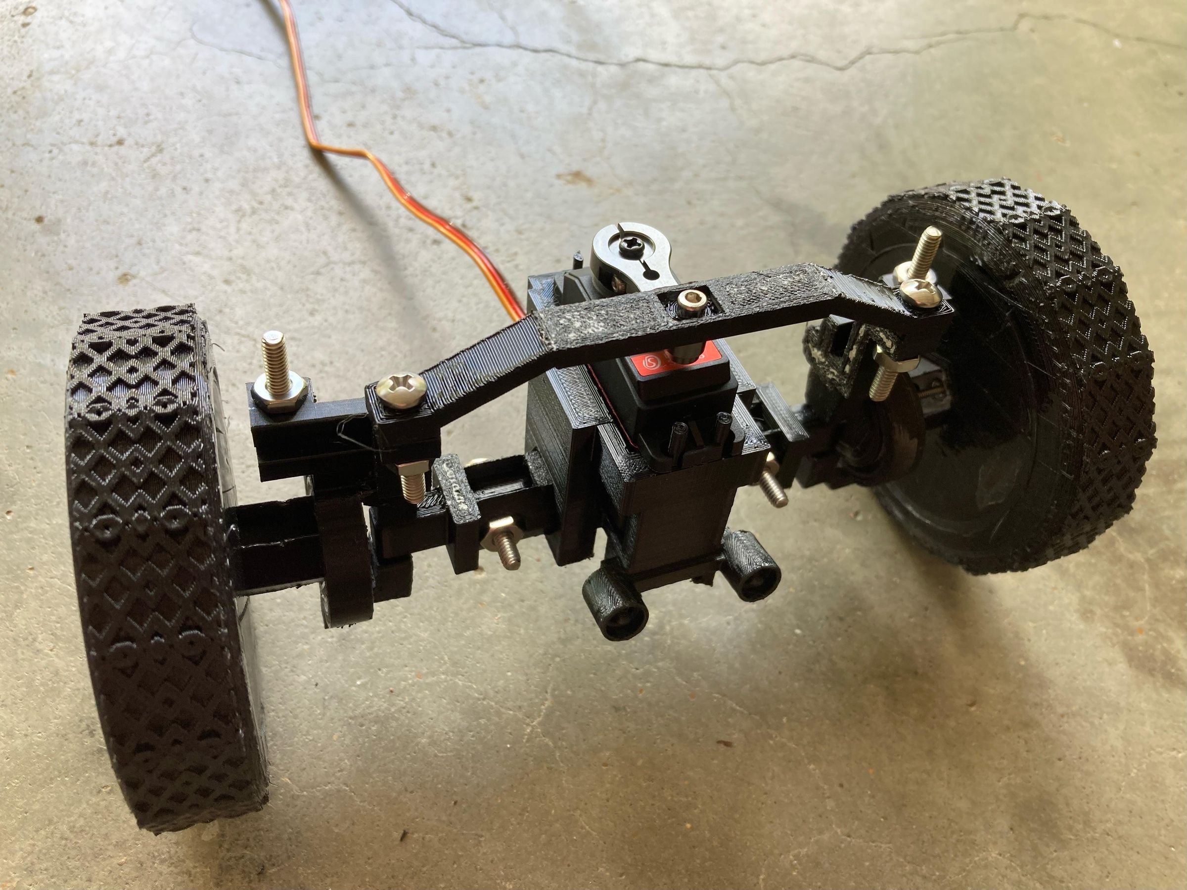 ELECTRIC RC CAR CHASSIS WITH ACCELERATION, STEERING, AND SUSPENSION : 7 ...