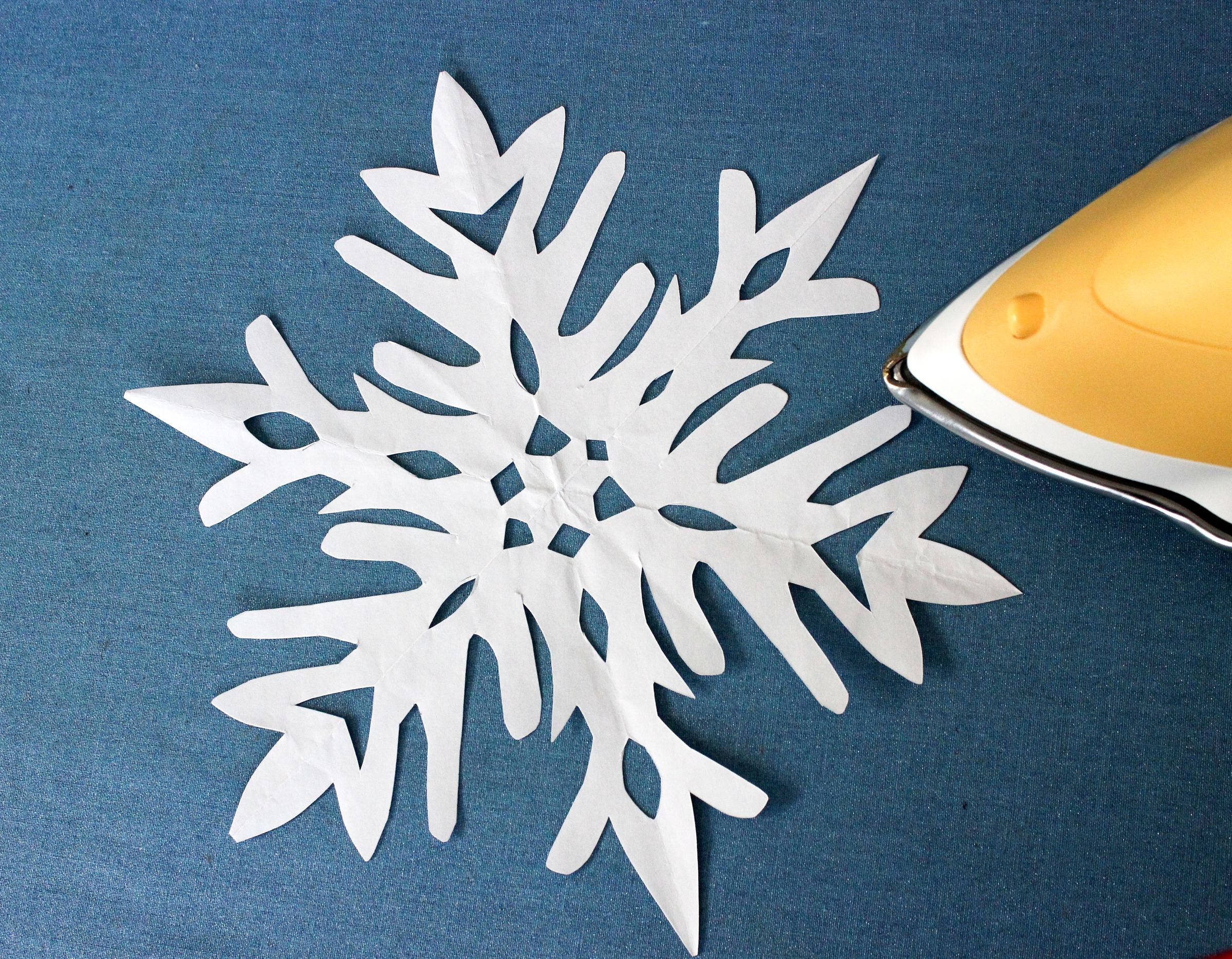 Laser Cut Plexiglass Snowflake : 5 Steps - Instructables