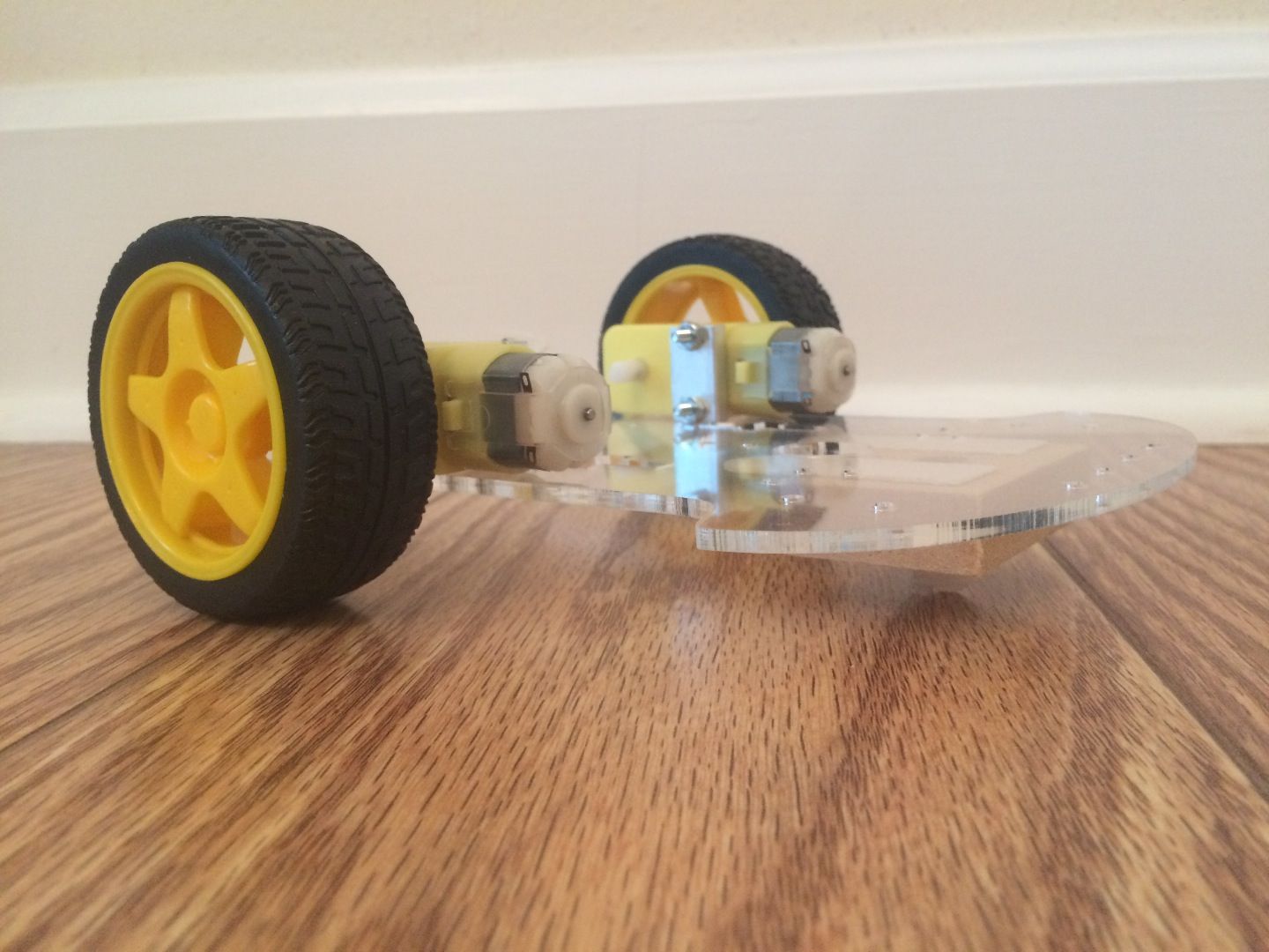 Bob the Arduino Line-Following Robot : 24 Steps - Instructables