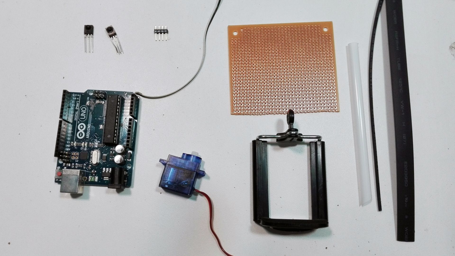 Arduino Remote Controlled Camera Mount – Ir Object Tracking Shield : 10 
