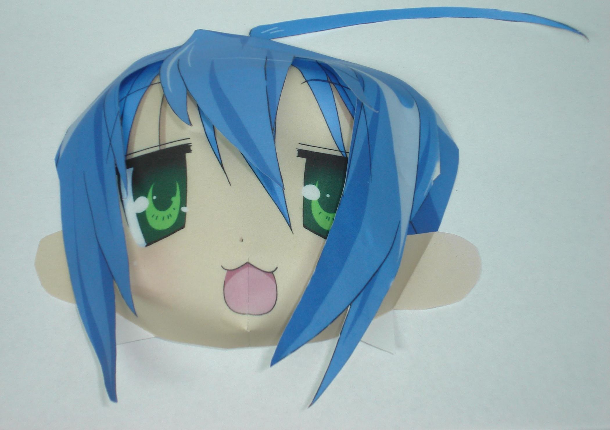 Konata From Lucky Star Life Size Mask Paper Craft : 3 Steps - Instructables