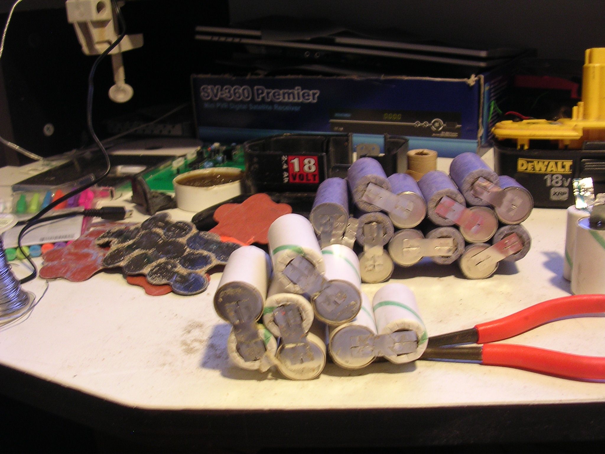 Battery Transplant, Recycling to the Max : 5 Steps - Instructables