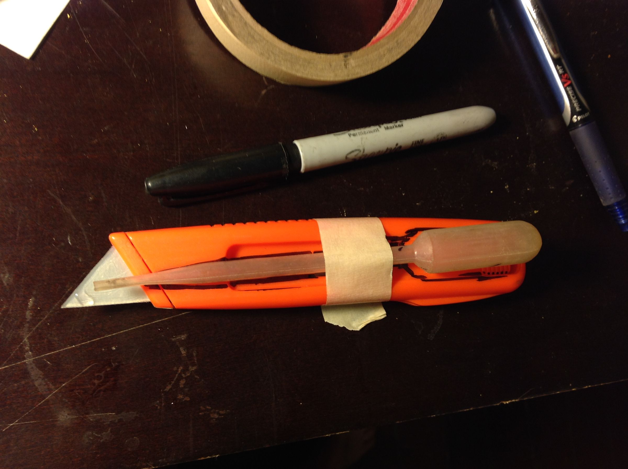 Blood Squirting Box Cutter Prop : 11 Steps (with Pictures) - Instructables