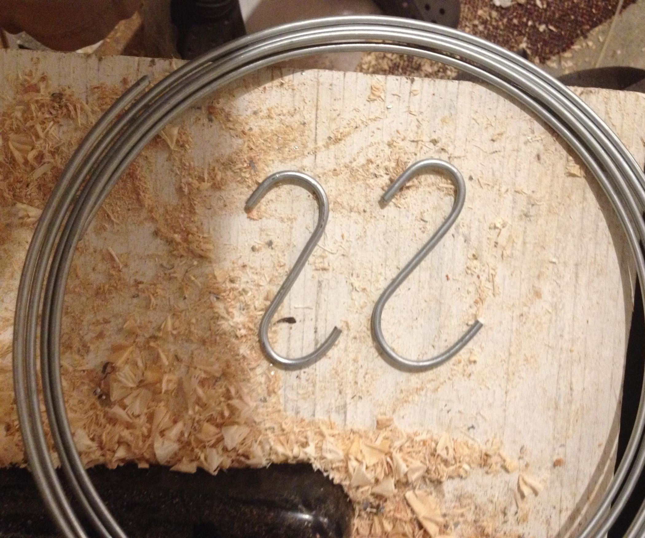 Making S Hooks : 8 Steps - Instructables