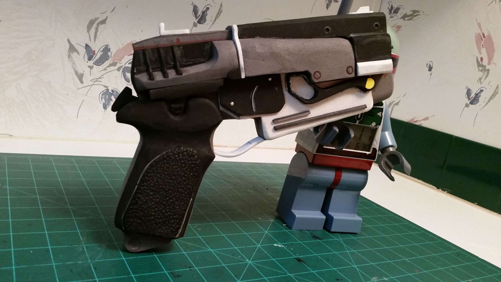 Fallout 4 10mm Pistol : 13 Steps (with Pictures) - Instructables