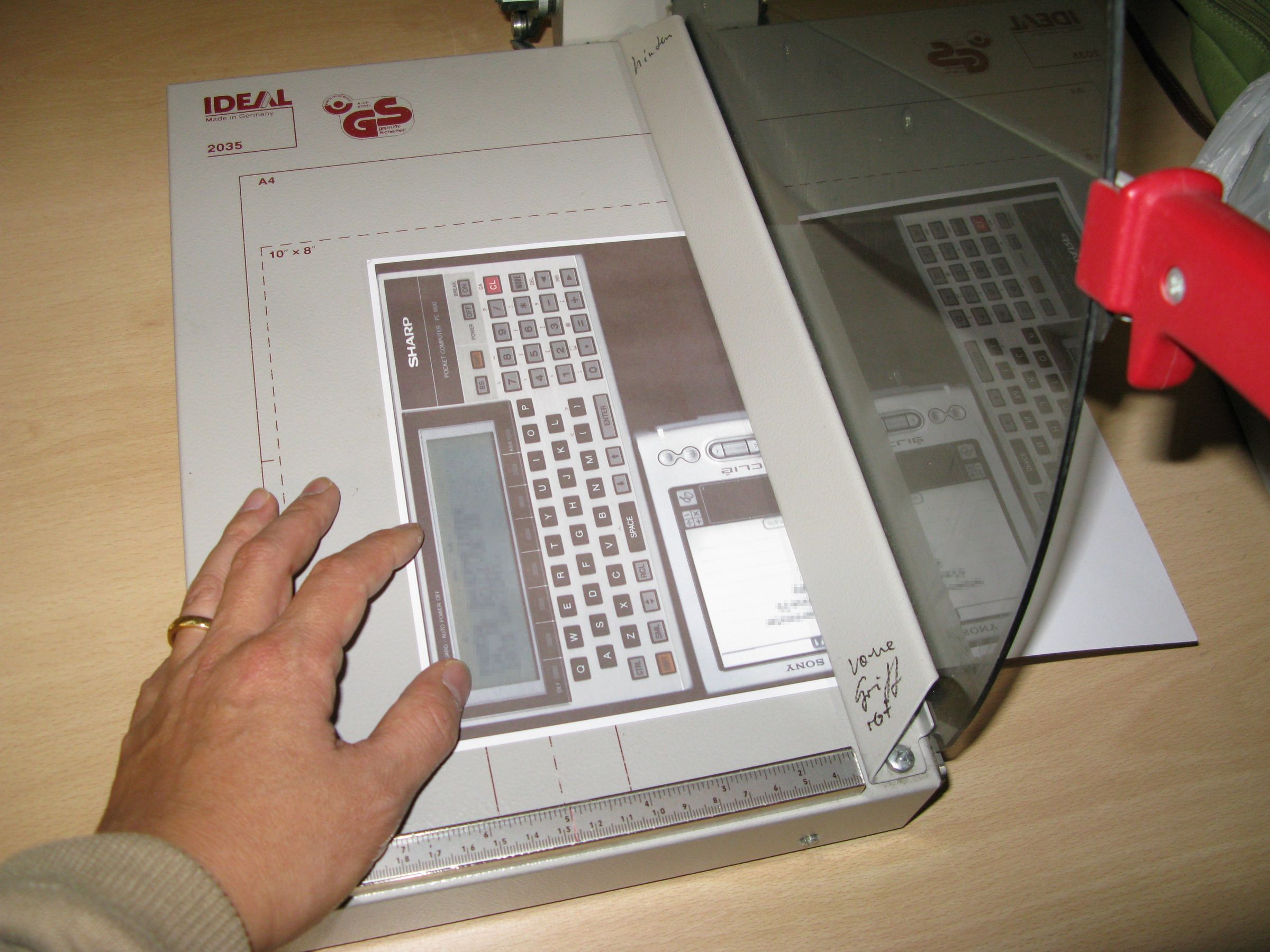 Instant Vintage PDA Business Card : 3 Steps (with Pictures) - Instructables