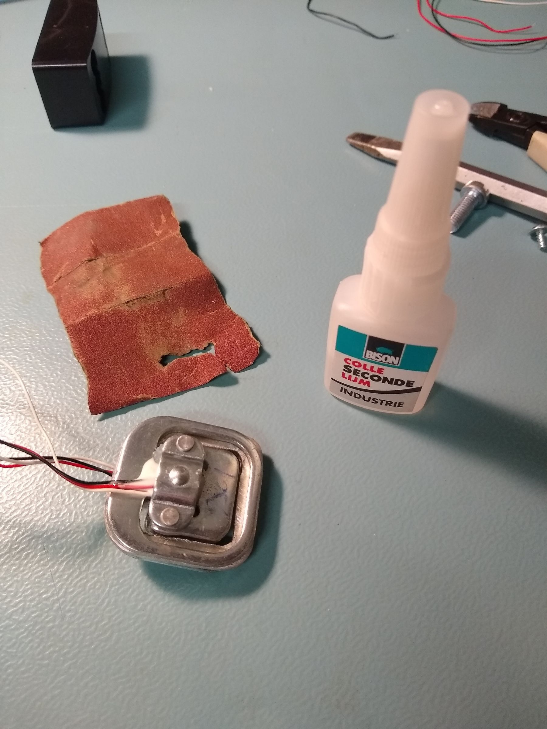 Logitech Pedals Load Cell Mod : 9 Steps - Instructables
