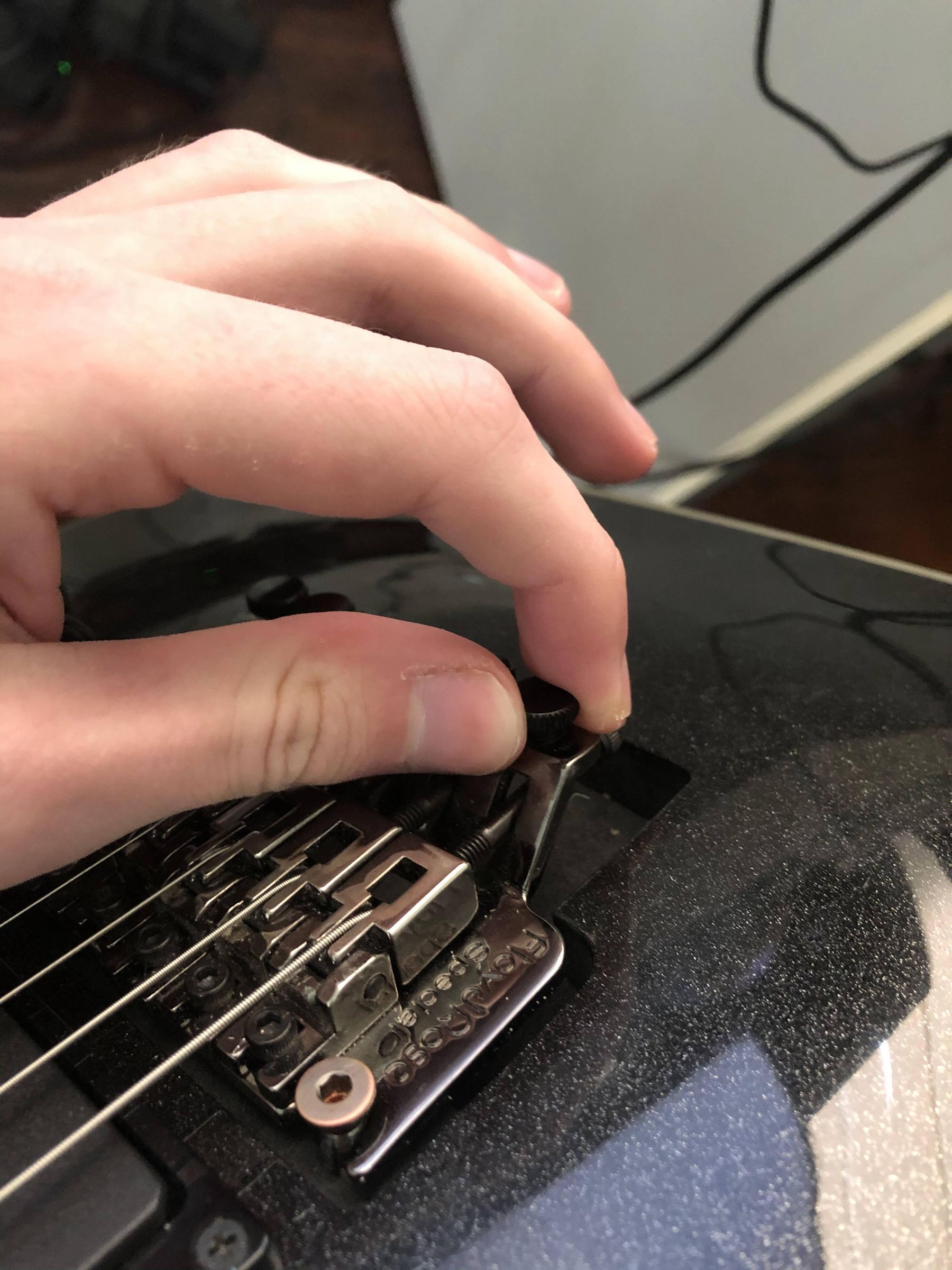 How to Change Strings on Floyd Rose Guitar : 13 Steps (with Pictures ...
