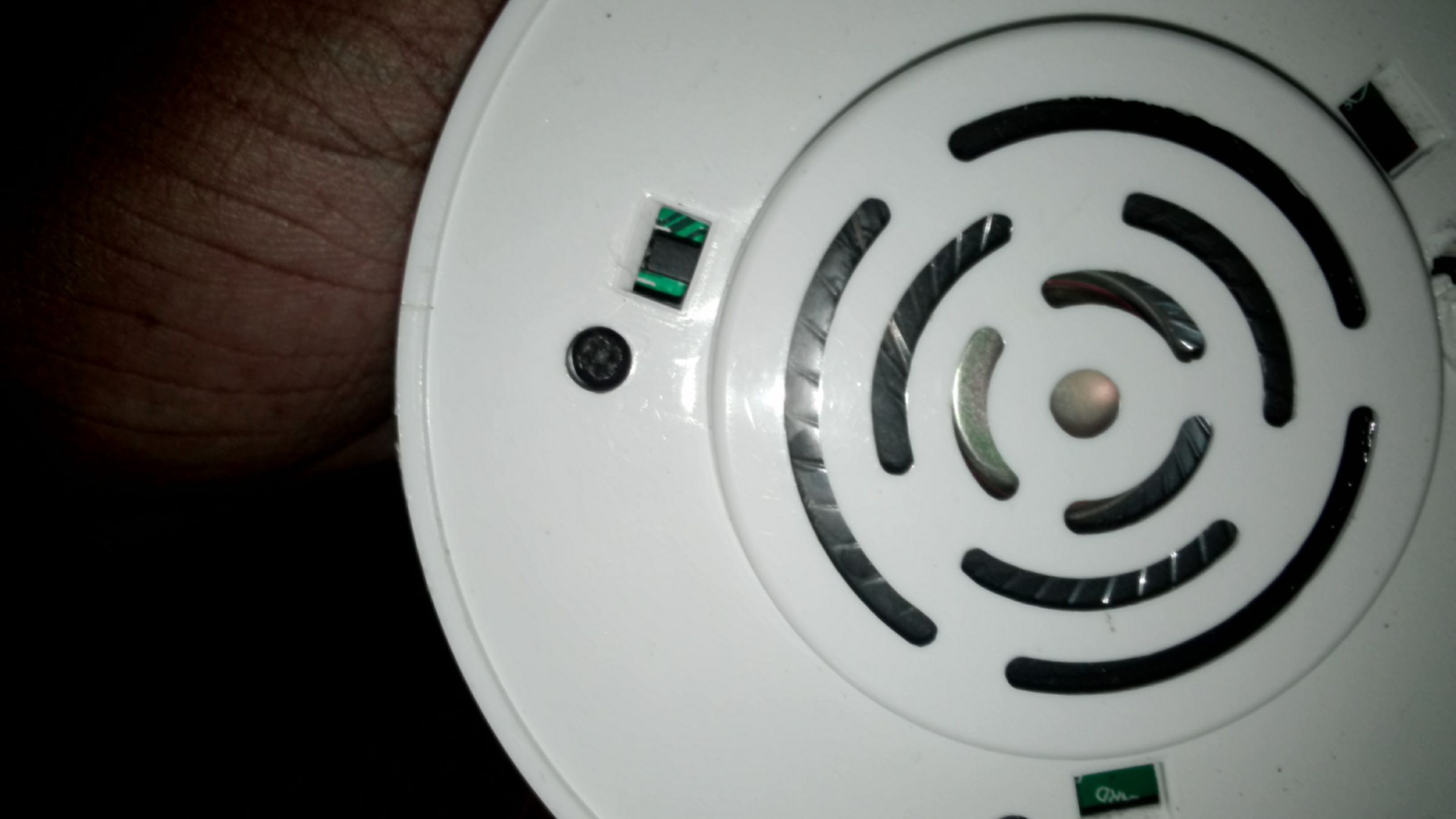 Audio Out Hack for Bluetooth Headphones : 4 Steps (with Pictures ...