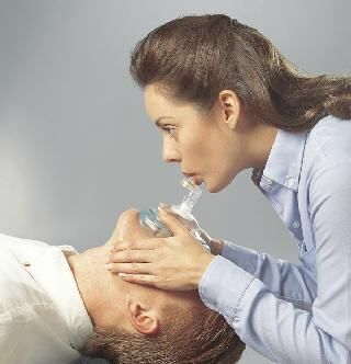 How to Do Rescue Breathing. (Red Cross) : 4 Steps - Instructables