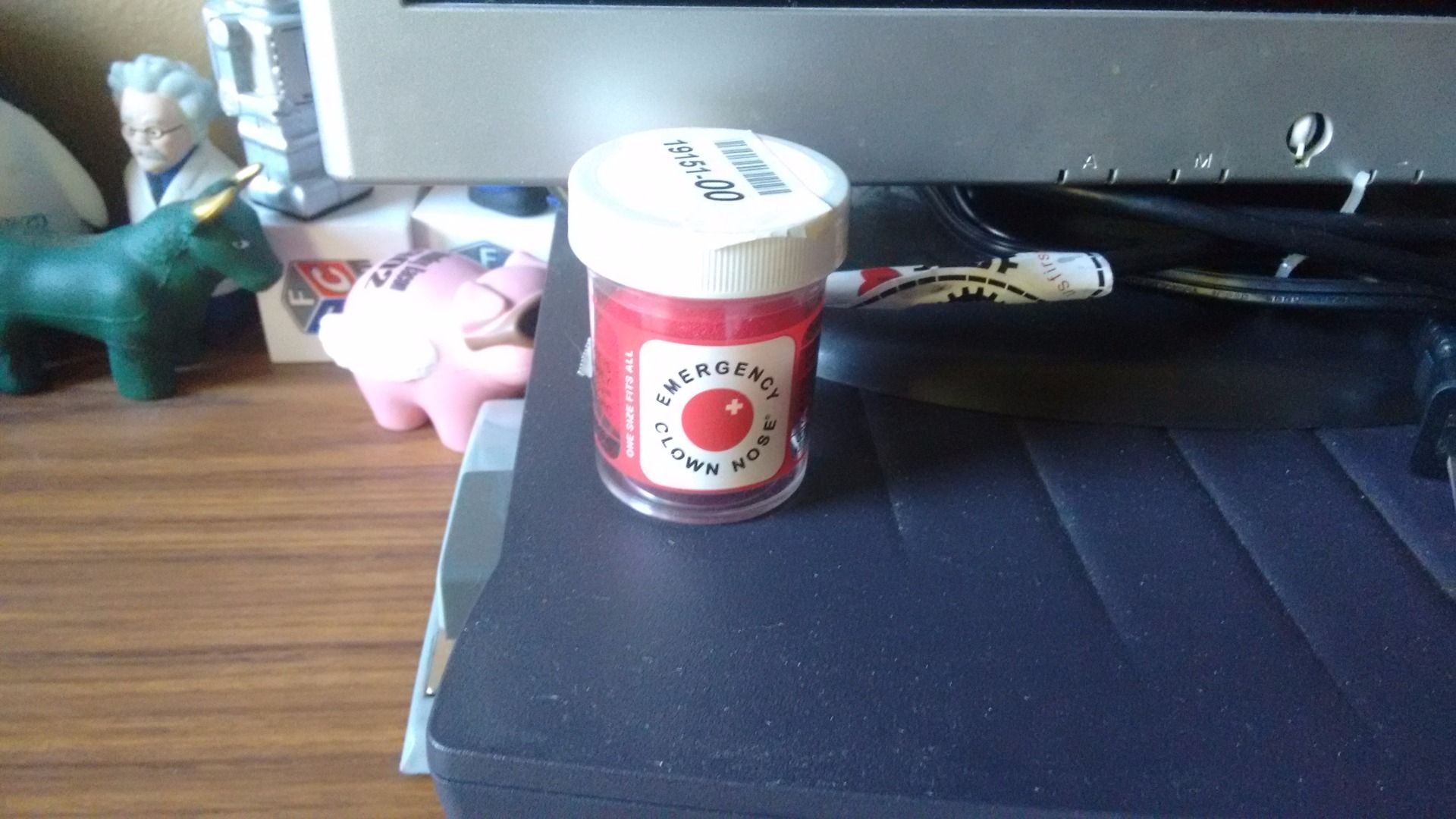 Digging Out: the Low Stress Way to a Clean Desk : 8 Steps (with ...